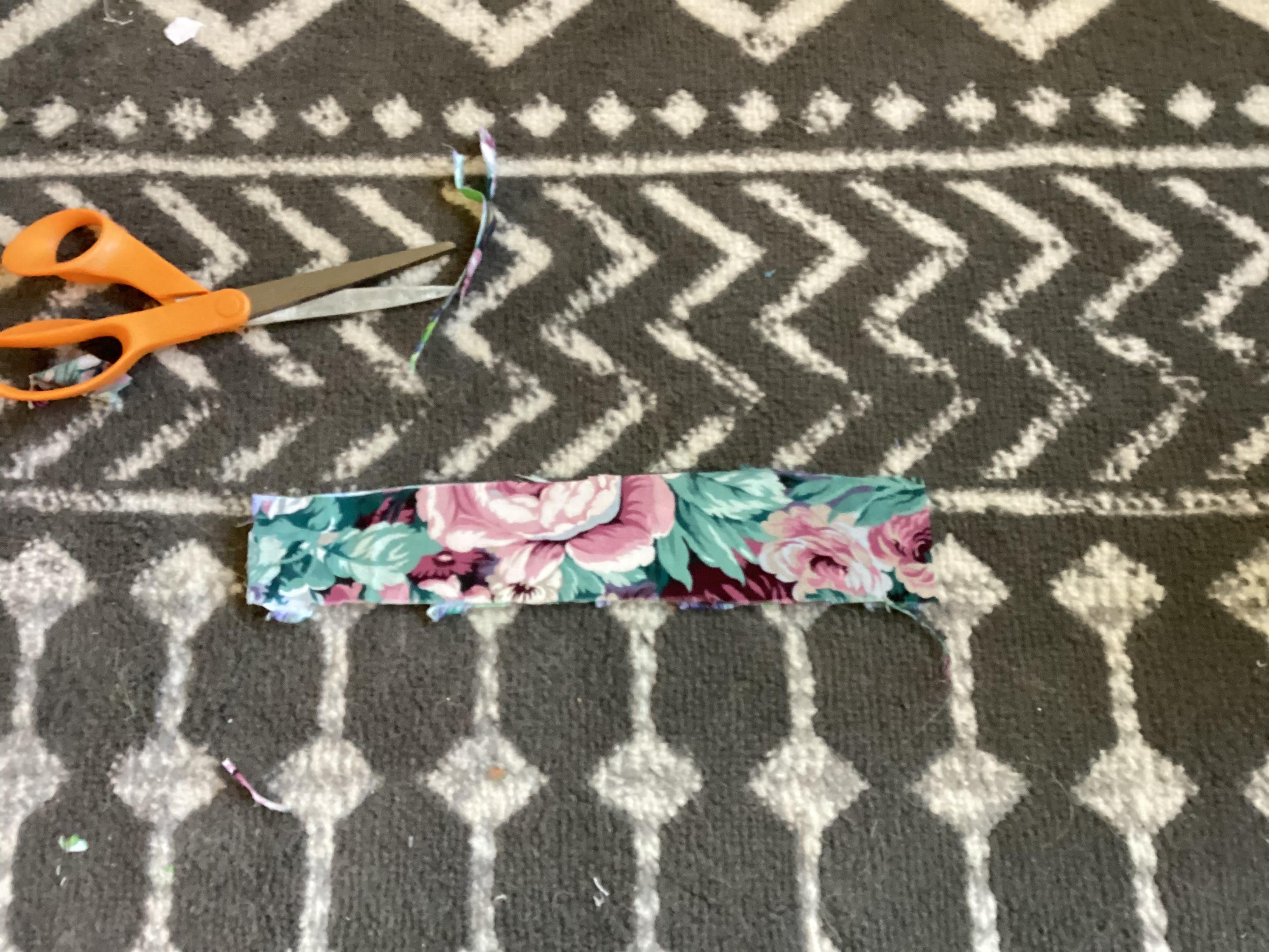 Easy Cat Catnip Kick Stick : 7 Steps - Instructables