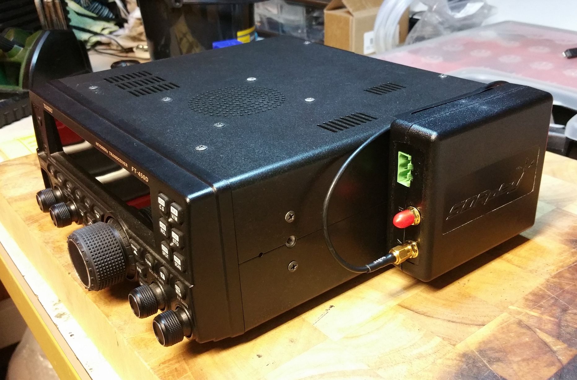 Yaesu FT-450D RF Tap Modification for SDR : 8 Steps (with Pictures ...