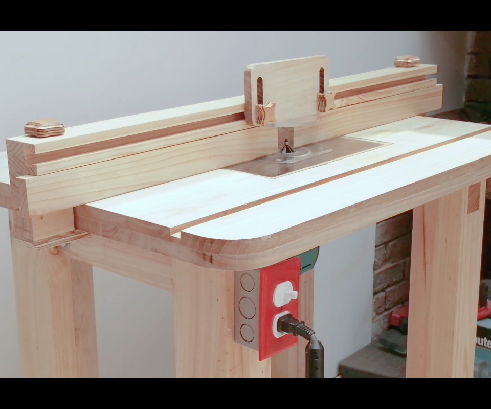 My First Ever Router Table! : 8 Steps (with Pictures) - Instructables