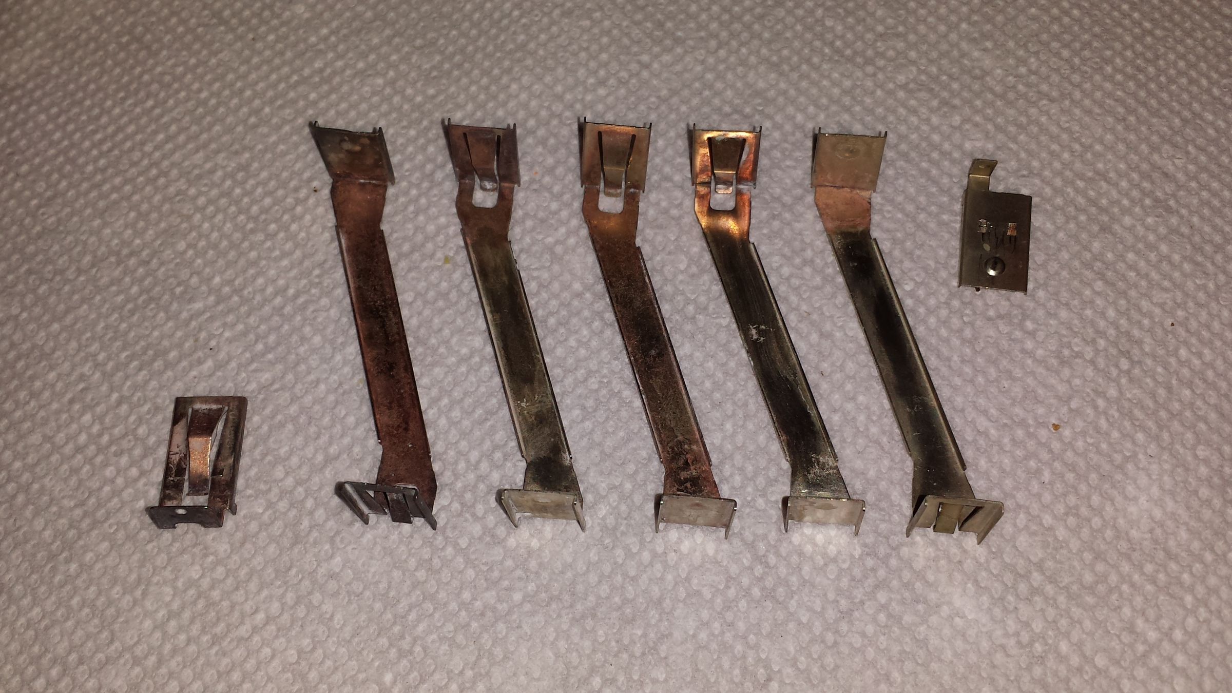 Restoring Corroded Battery Contacts : 7 Steps (with Pictures ...