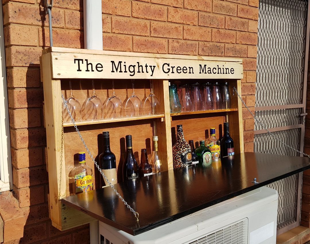 Wall Mounted Drop Down Pallet Bar : 10 Steps (with Pictures ...