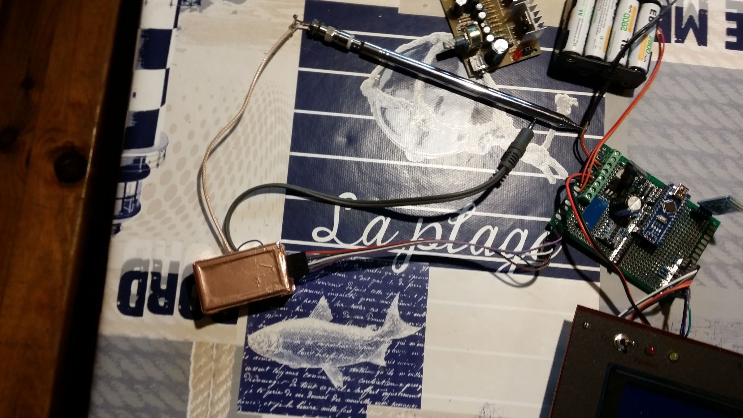 FM Radio With RDS (Radio Text) , BT Control and Charging Base : 5 Steps ...