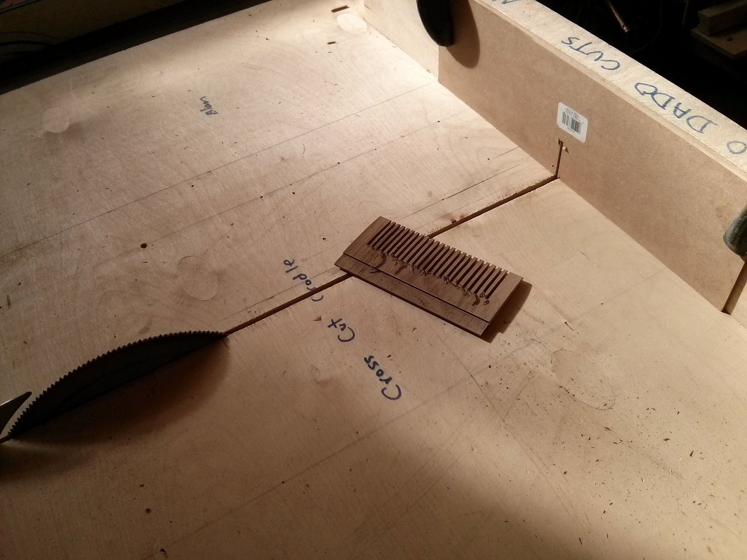 Hardwood Comb : 4 Steps (with Pictures) - Instructables