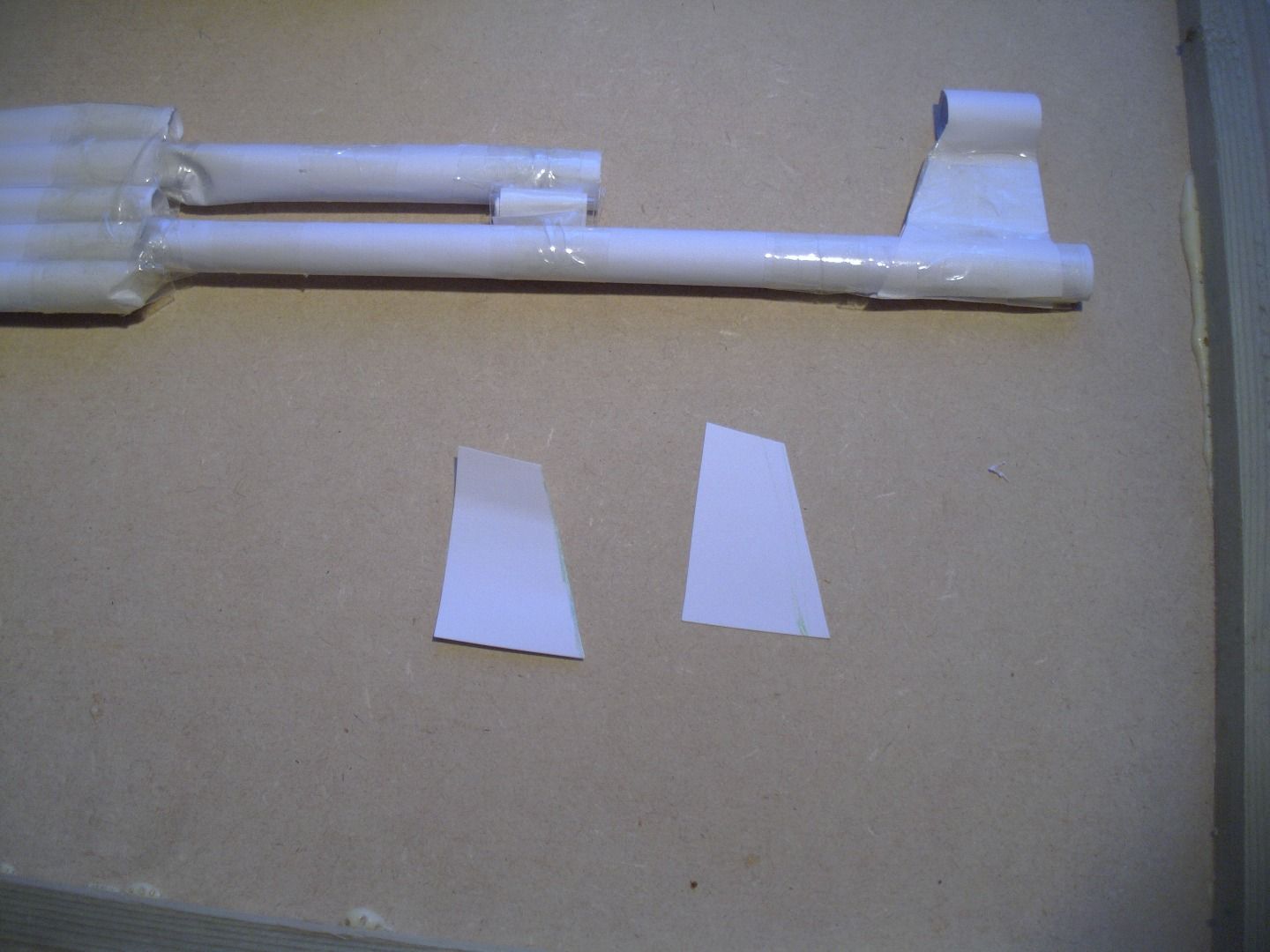 Ak-47 Paper Prop : 6 Steps - Instructables