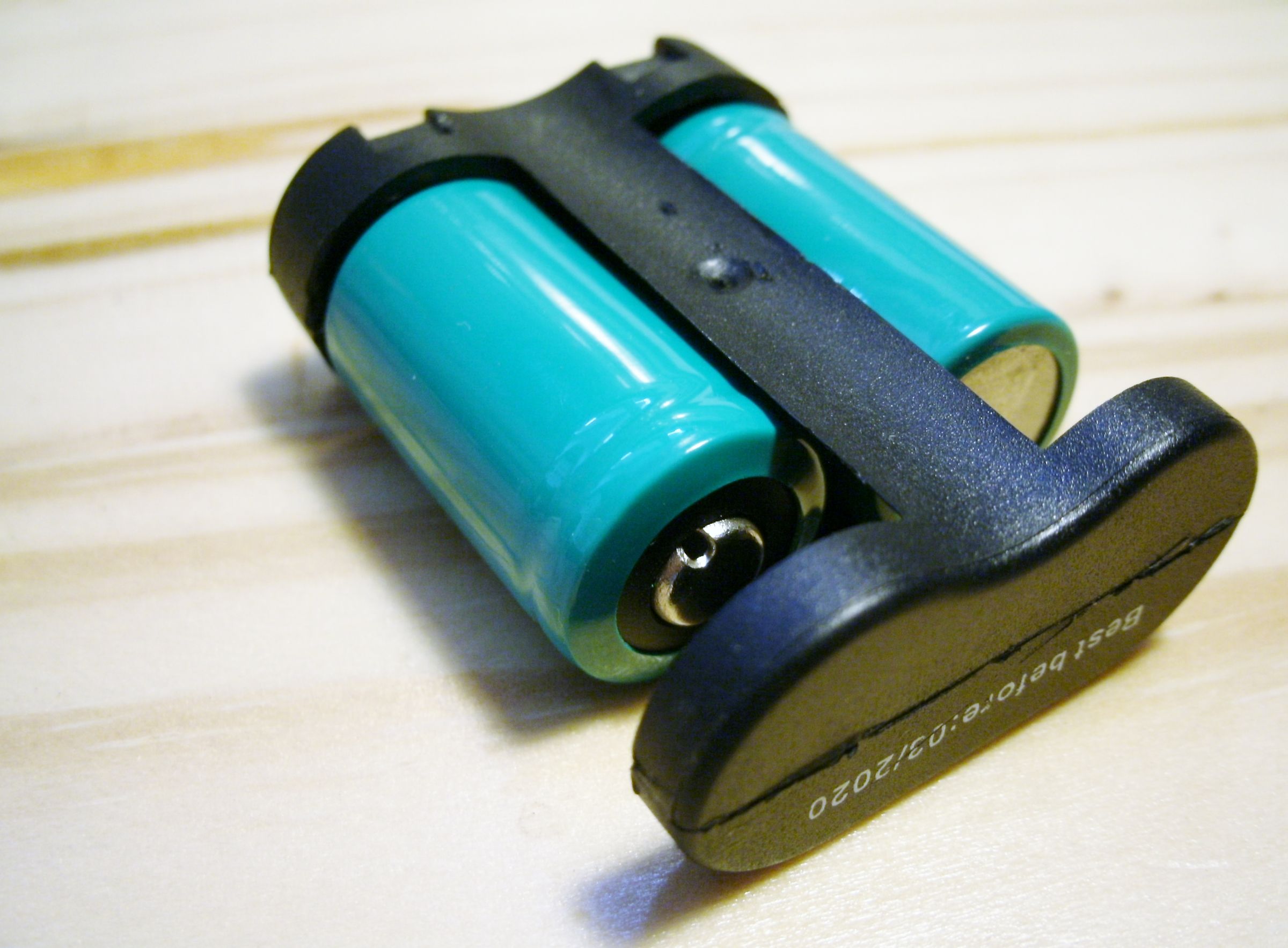 Recharge-i-fy Your 2CR5 Battery : 5 Steps (with Pictures) - Instructables