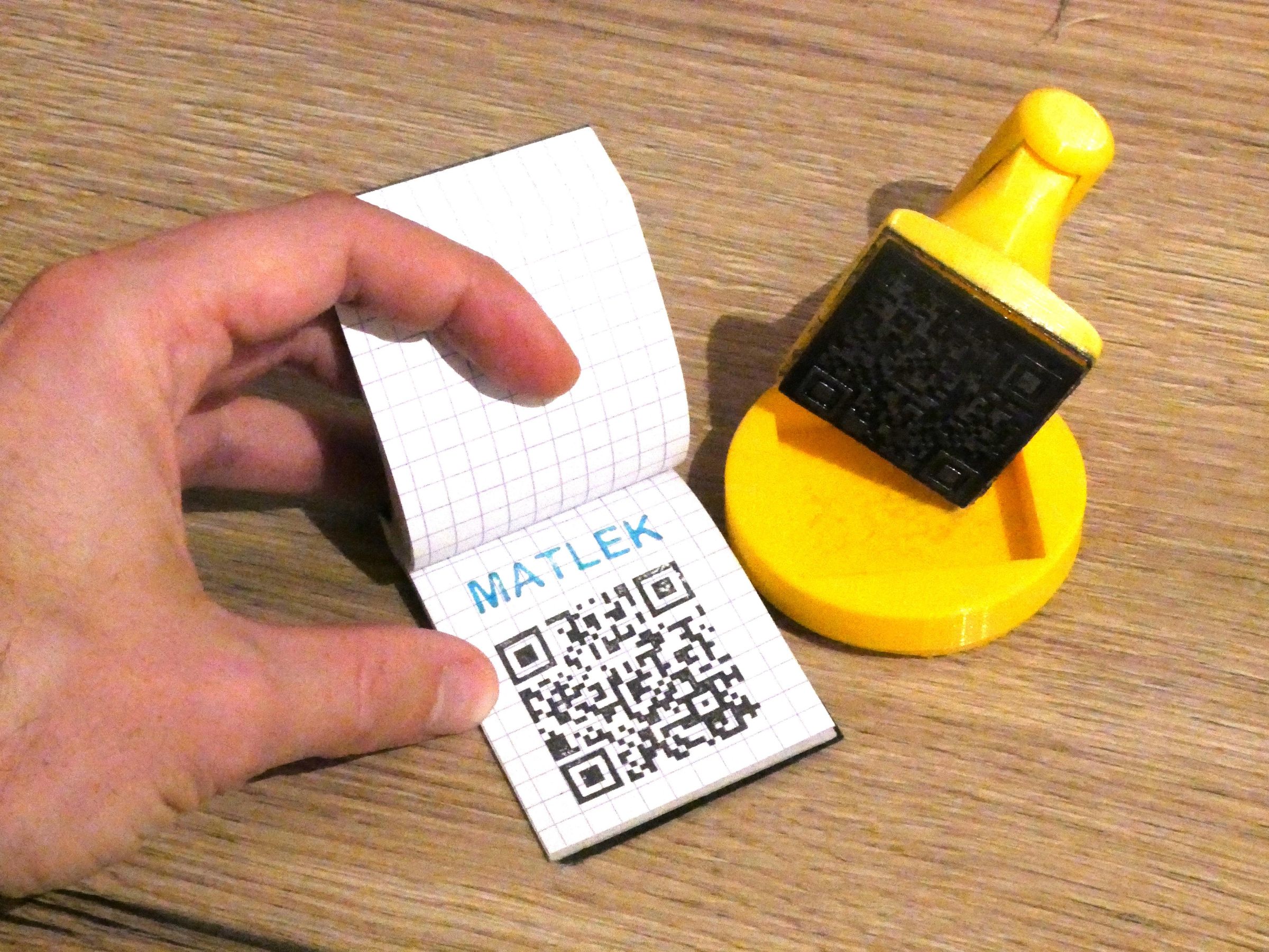 Smartphone Case With Notebook, Pen and Secret Pocket : 6 Steps (with ...