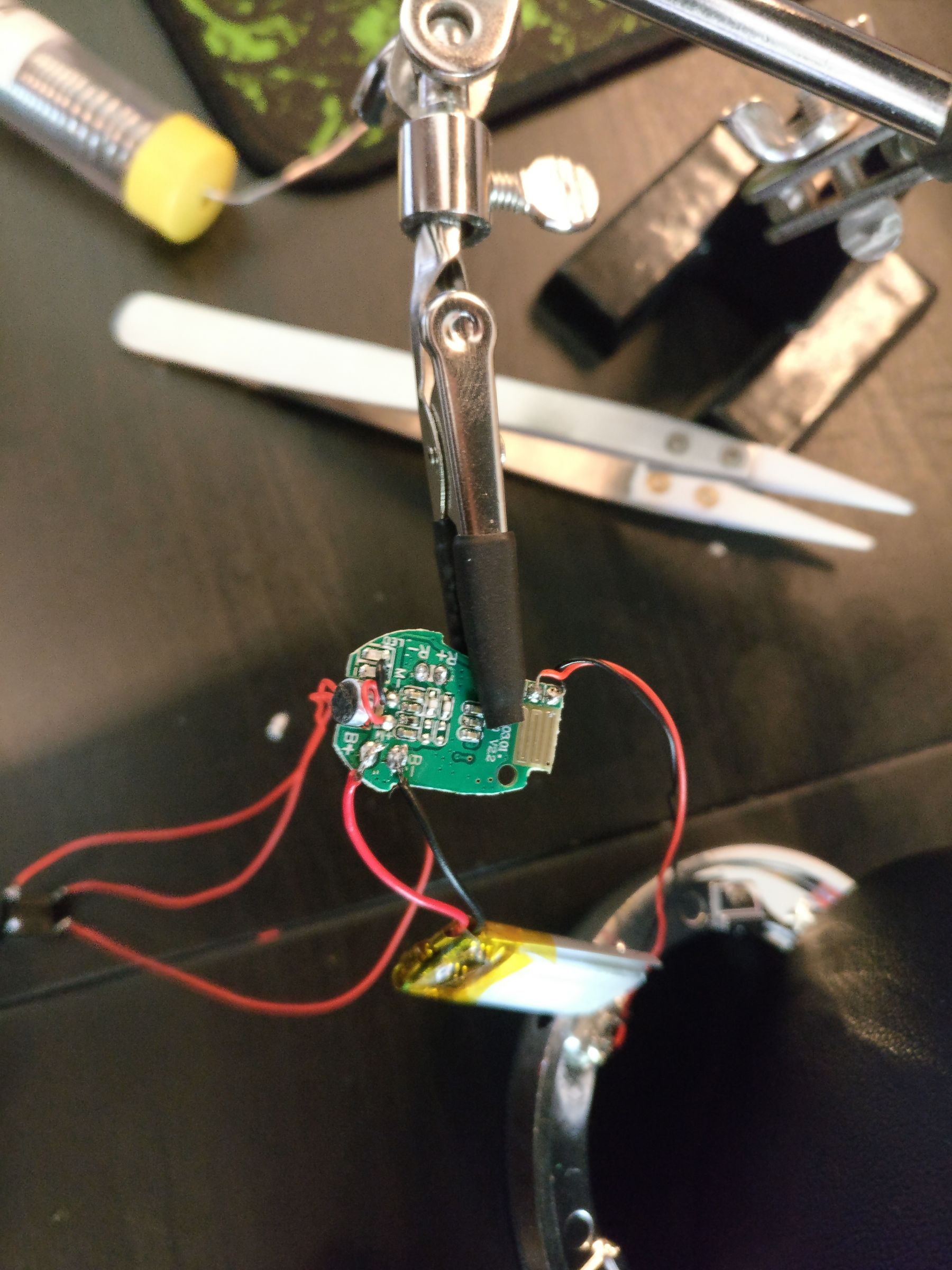 DIY - Wireless Headphones : 6 Steps (with Pictures) - Instructables