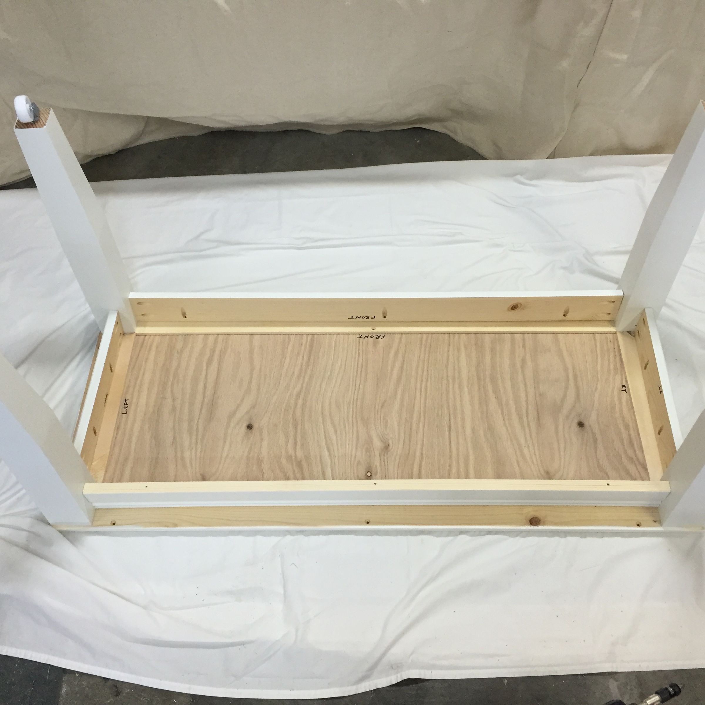 Jennifer's Display Cage W/Removable Divider - Instructables