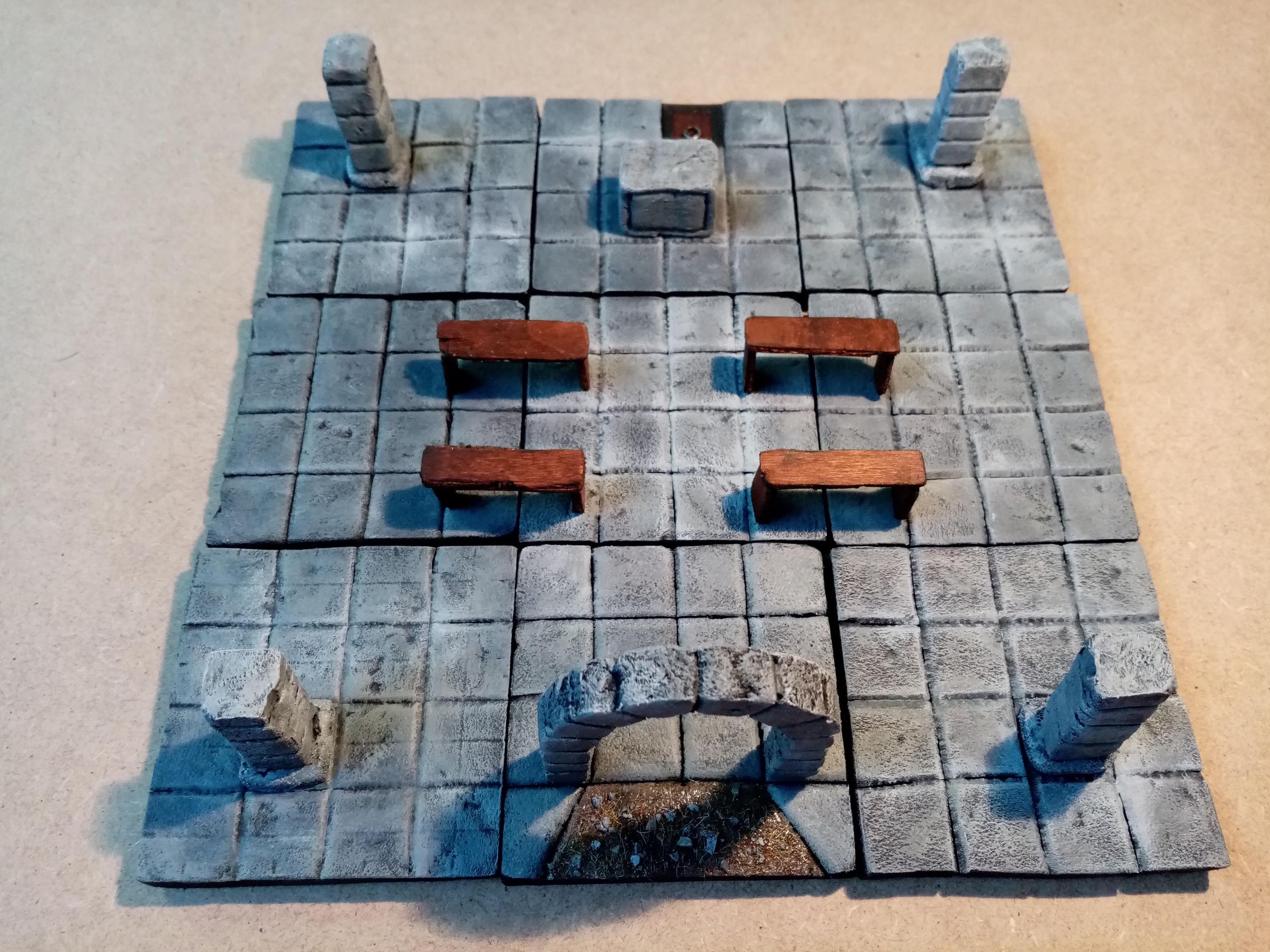 The Sorcerer's Lair - a Modulable Dungeon Decor : 7 Steps (with ...