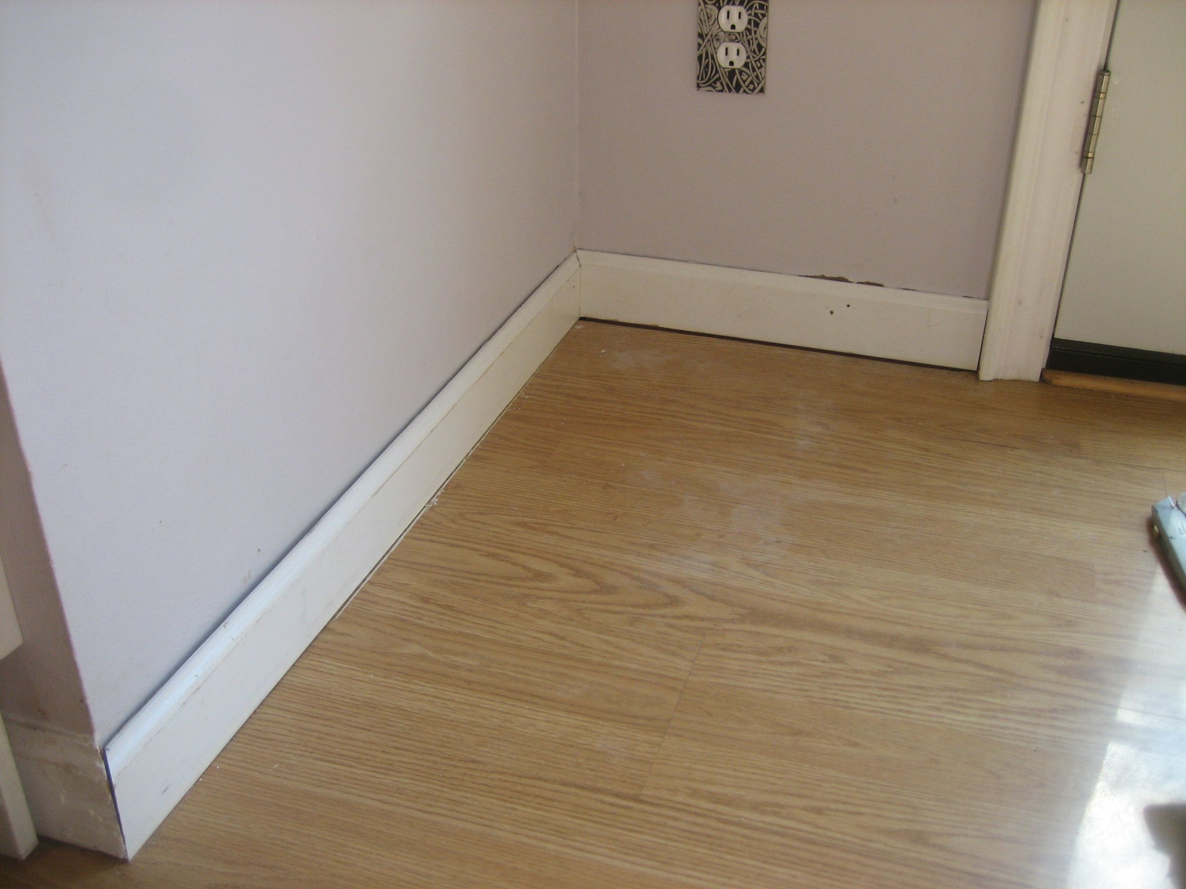 BASEBOARD MOLDING REPAIR : 8 Steps (with Pictures) - Instructables