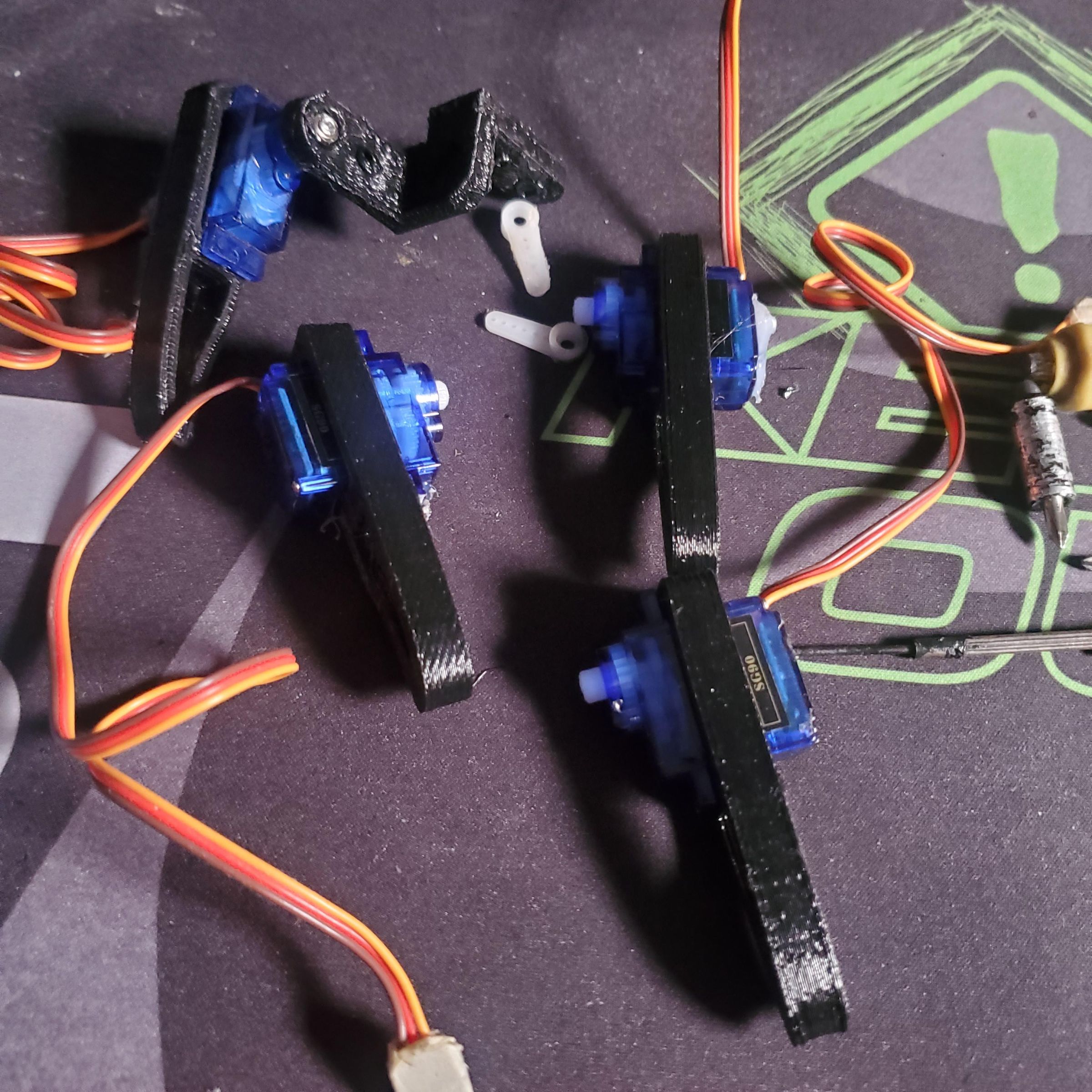 Spider Robot DIY (Quadruped) : 4 Steps (with Pictures) - Instructables