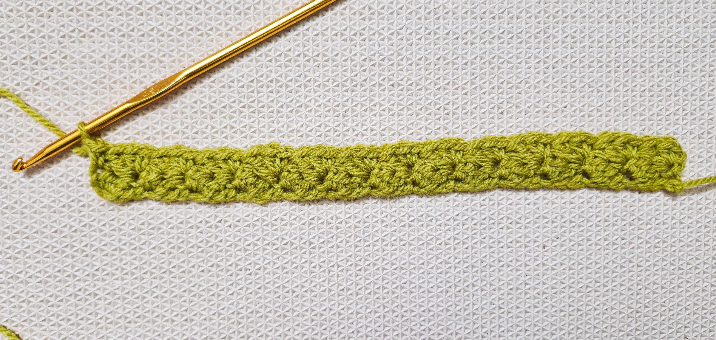 Easy Willow Crochet Fingerless Gloves Set : 6 Steps (with Pictures ...