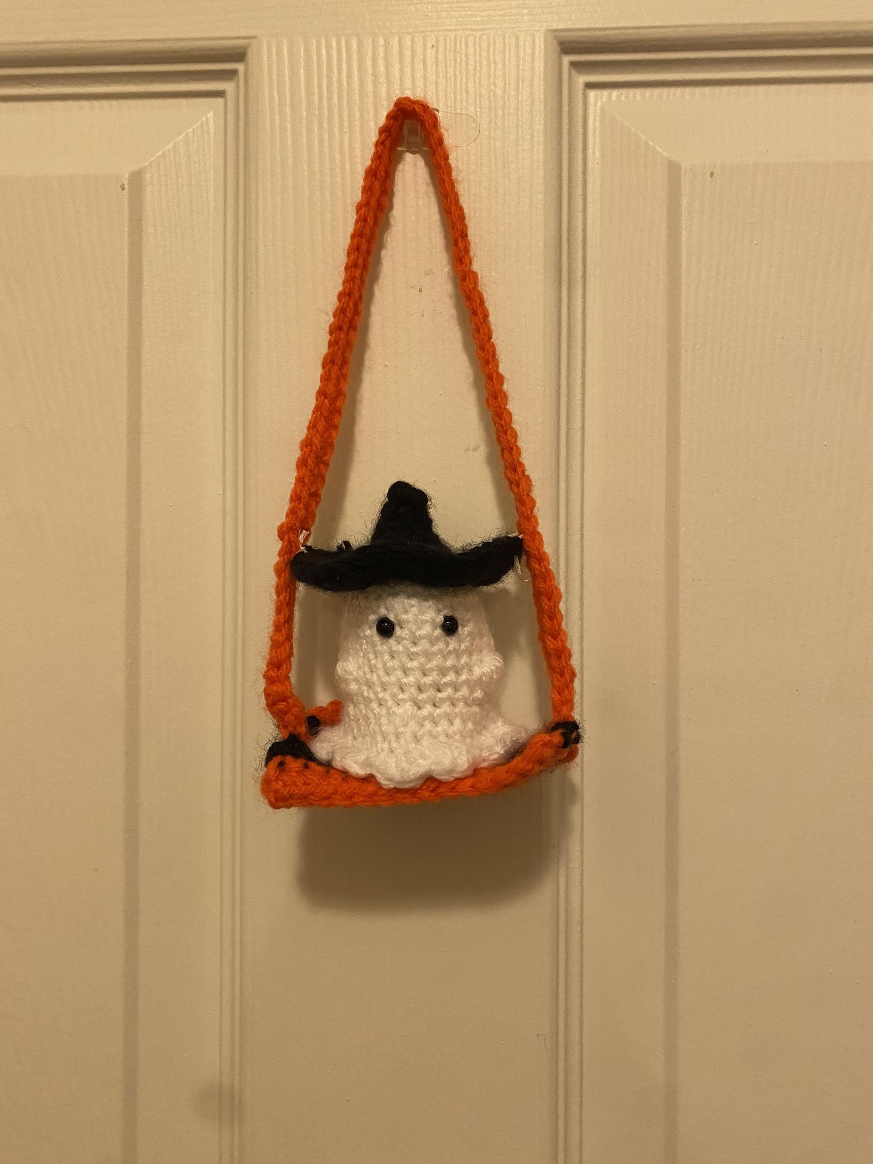 Crochet Ghost Hanger : 4 Steps (with Pictures) - Instructables