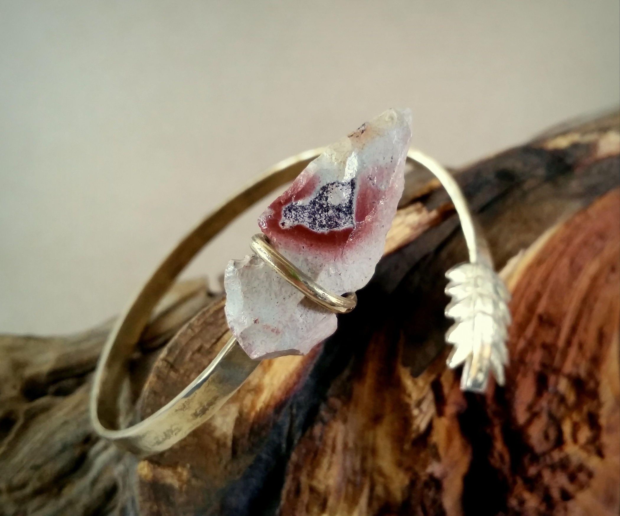 Stone Arrowhead Hand-forged Bracelet : 5 Steps - Instructables