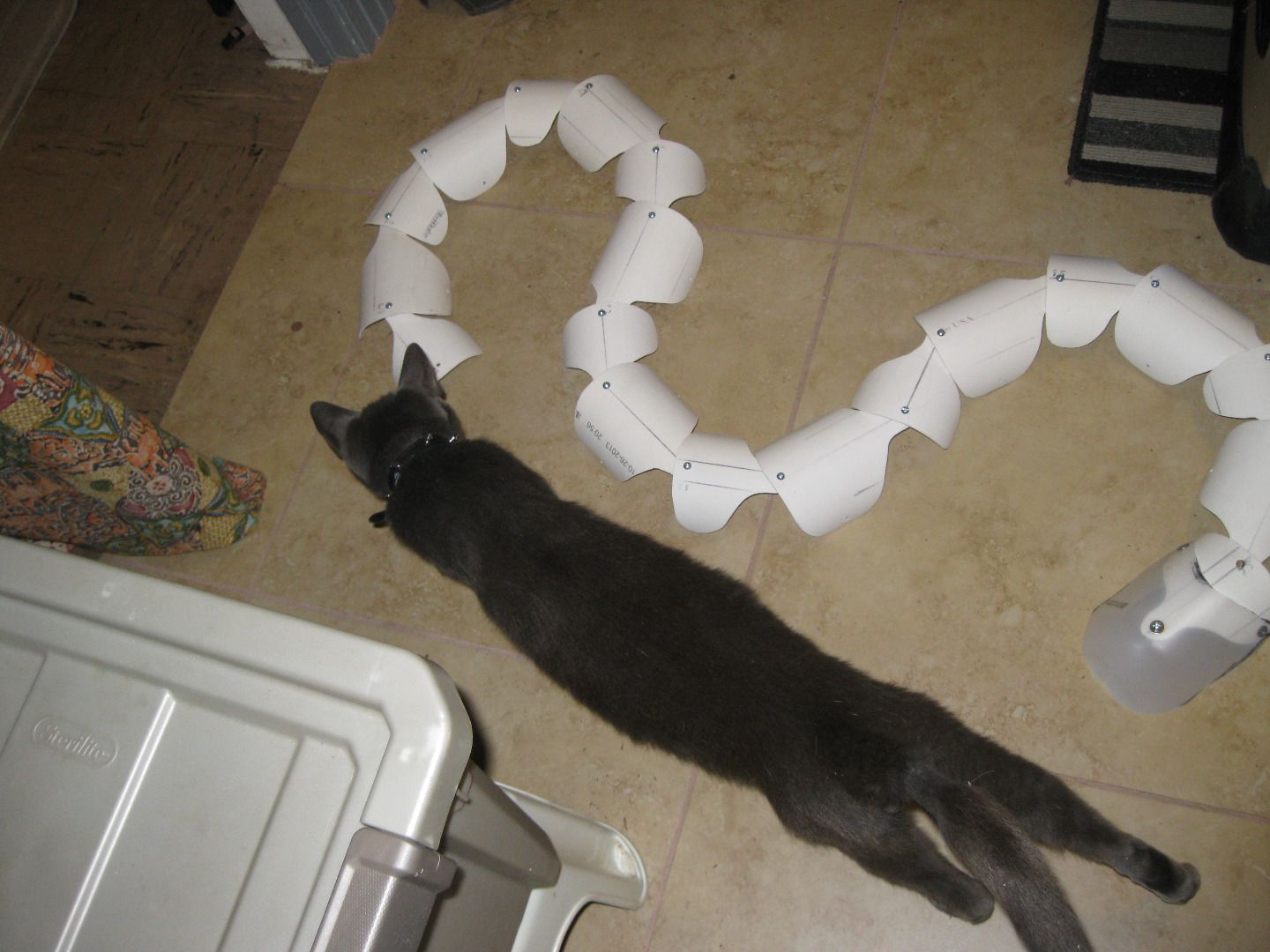 Giant PVC Centipede- 10 Feet of Nightmare Fuel : 7 Steps (with Pictures ...