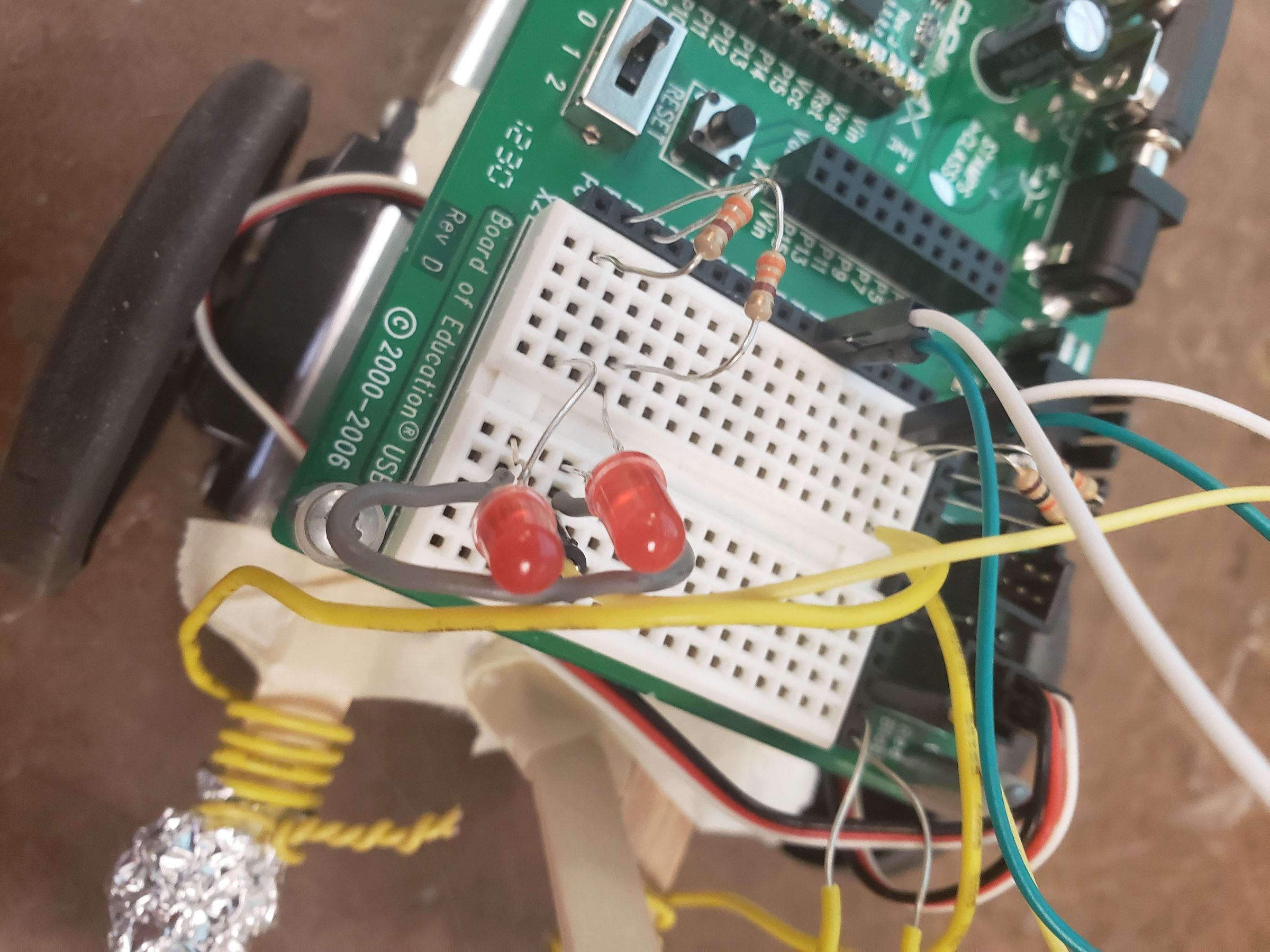 Maze Solving Robot (Boe-bot) : 5 Steps - Instructables