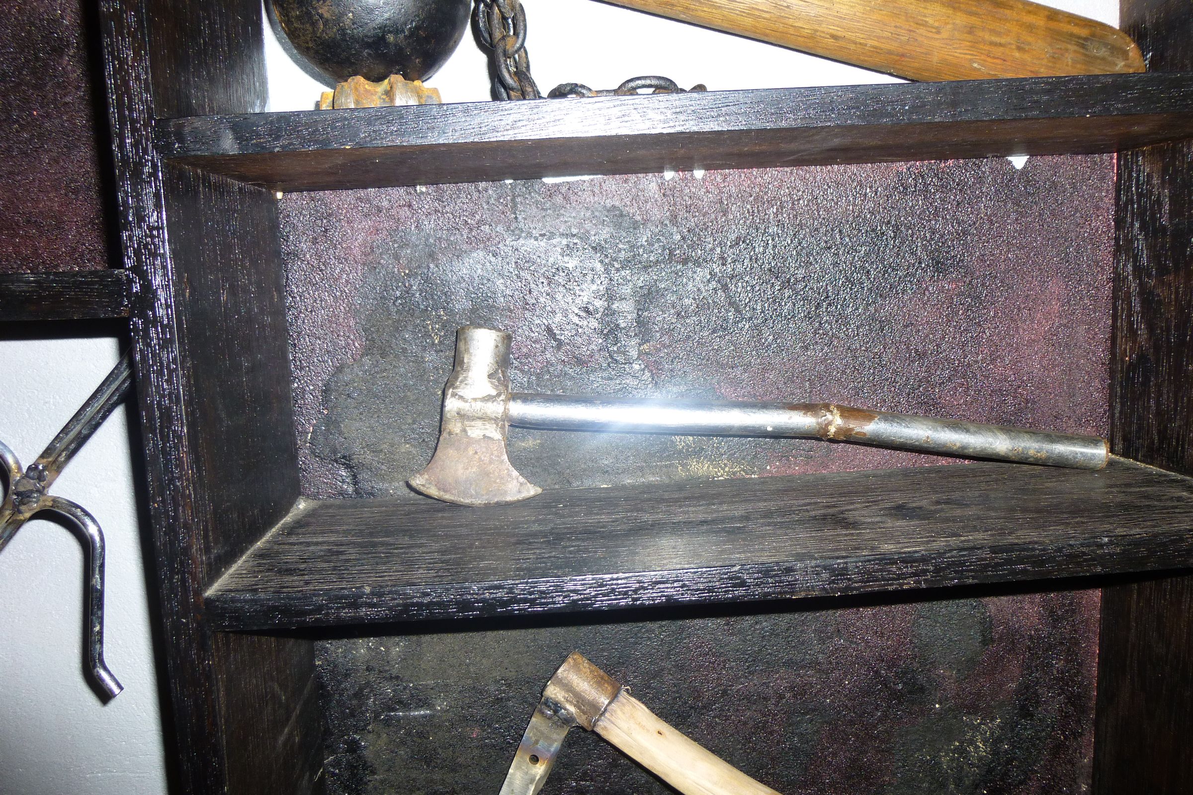 NINJA`s HIDDEN ARMORY COMPARTMENT. : 3 Steps (with Pictures ...