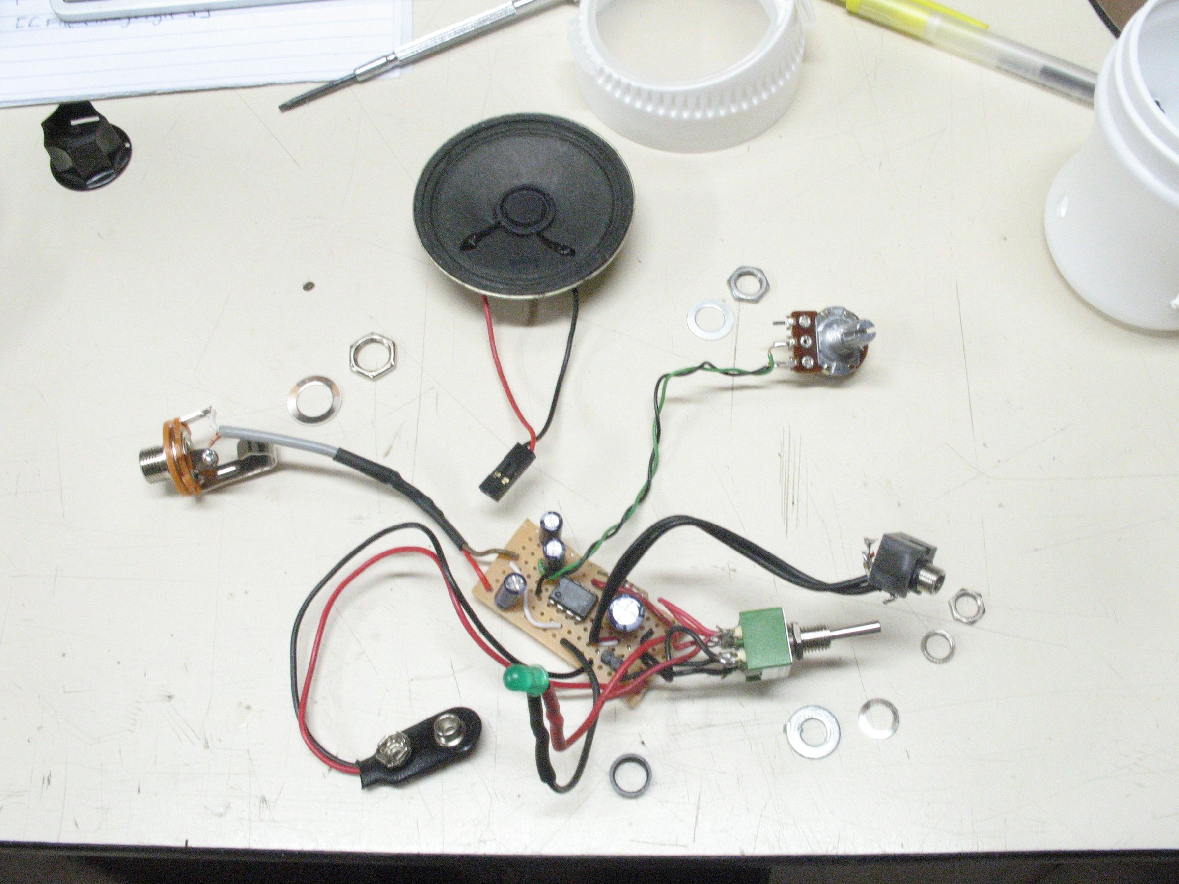 Make a Sweet Portable Guitar Amp : 6 Steps (with Pictures) - Instructables