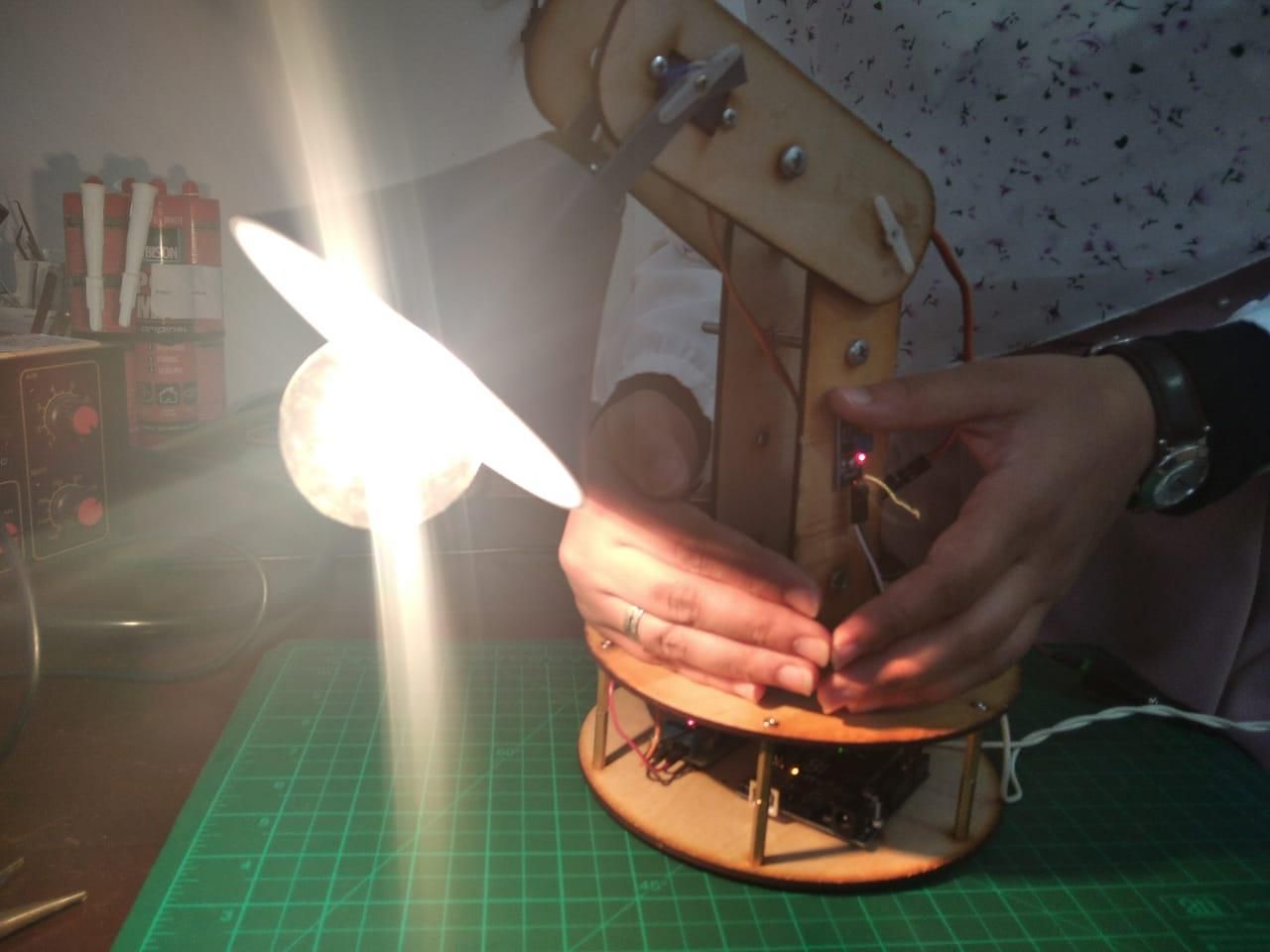 Smart Disk Lamp : 5 Steps (with Pictures) - Instructables