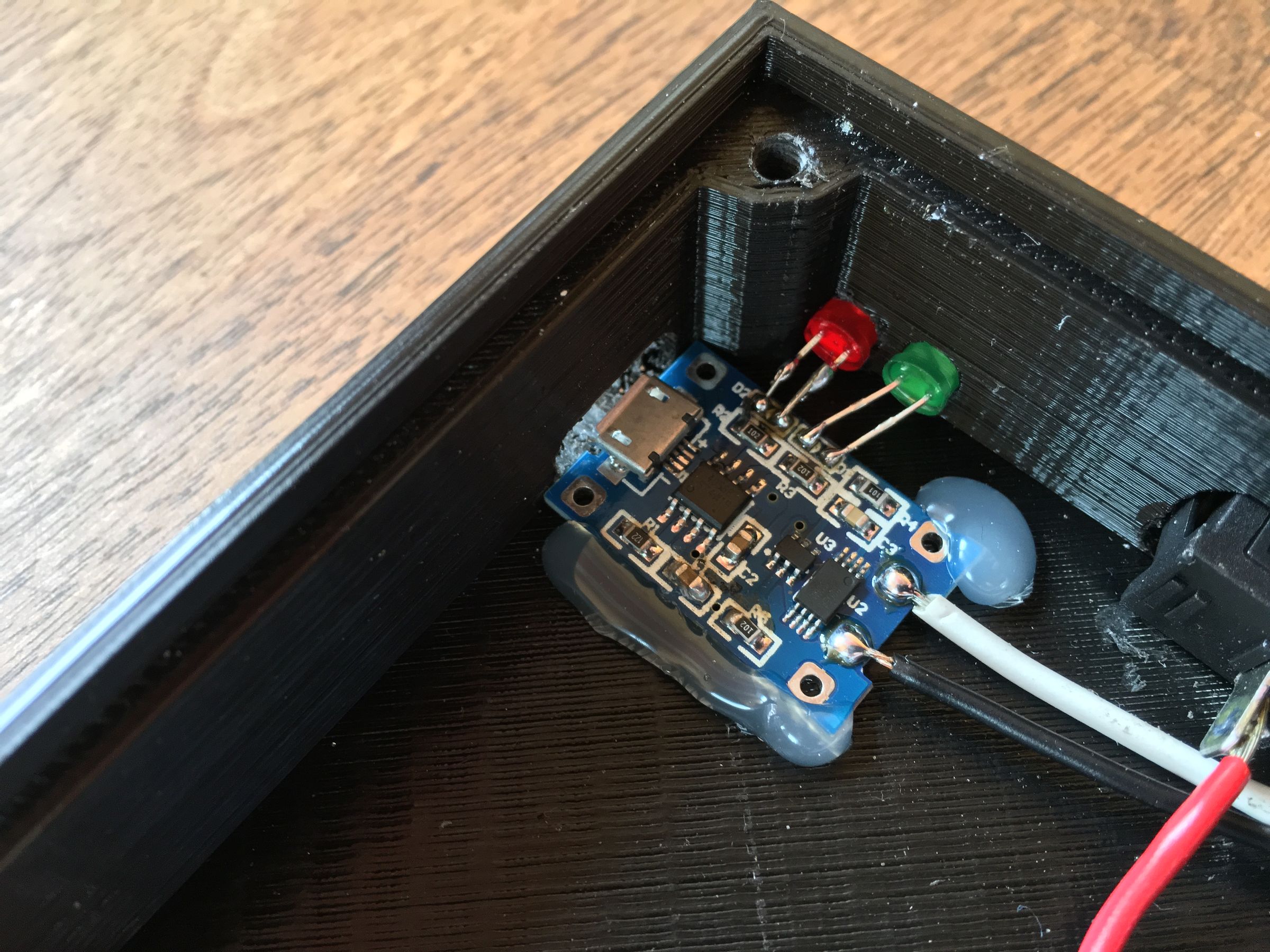 Remote Controlled Power Strip : 6 Steps - Instructables