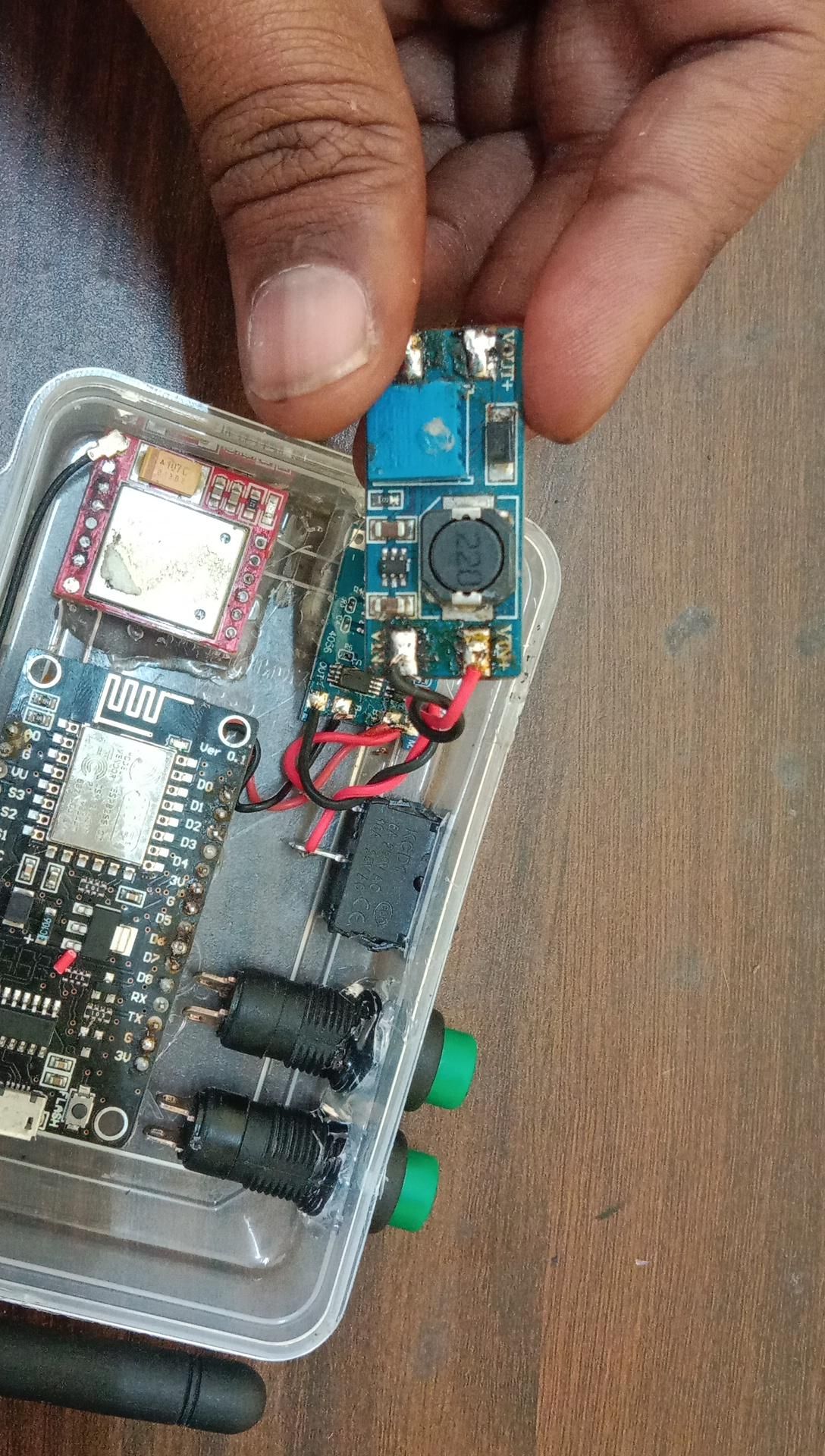 How to Make GPS Tracker : 5 Steps (with Pictures) - Instructables
