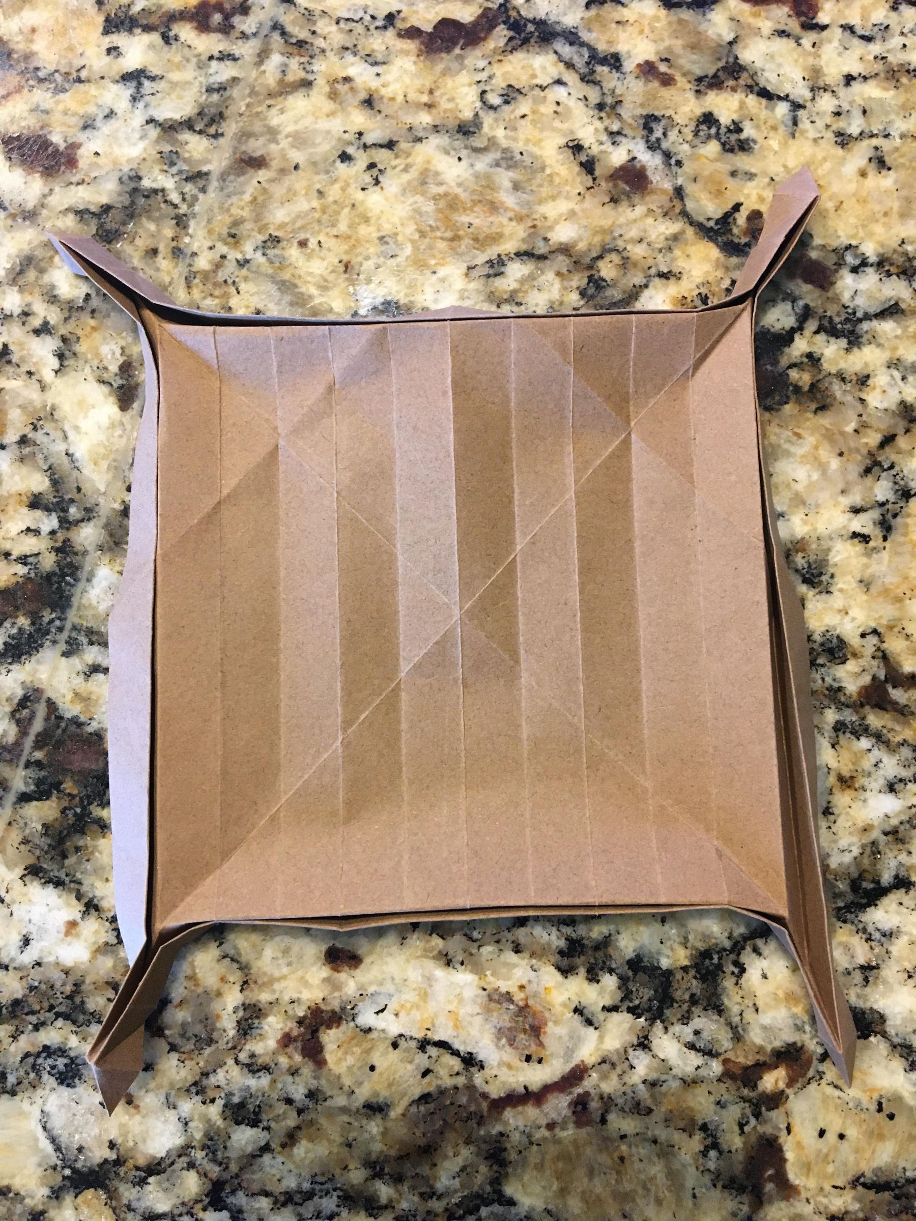 Chocolate Frog Box With Origami Chocolate Frog and Wizard Cards! (Harry ...
