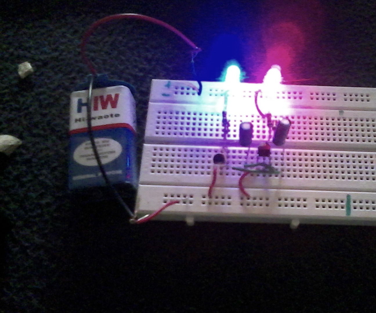 LED Flasher : 6 Steps - Instructables