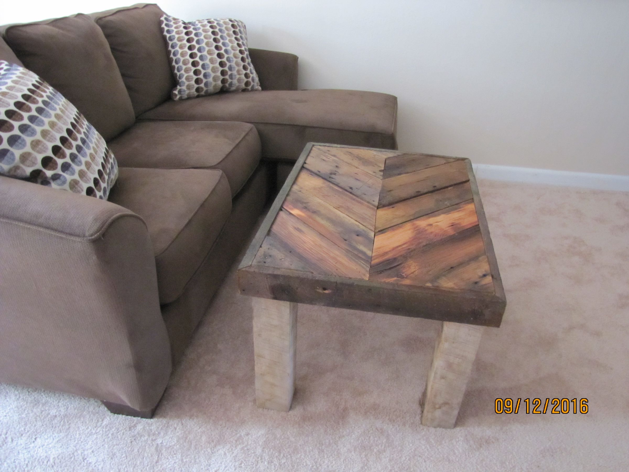 Barn-wood Coffee Table : 5 Steps (with Pictures) - Instructables