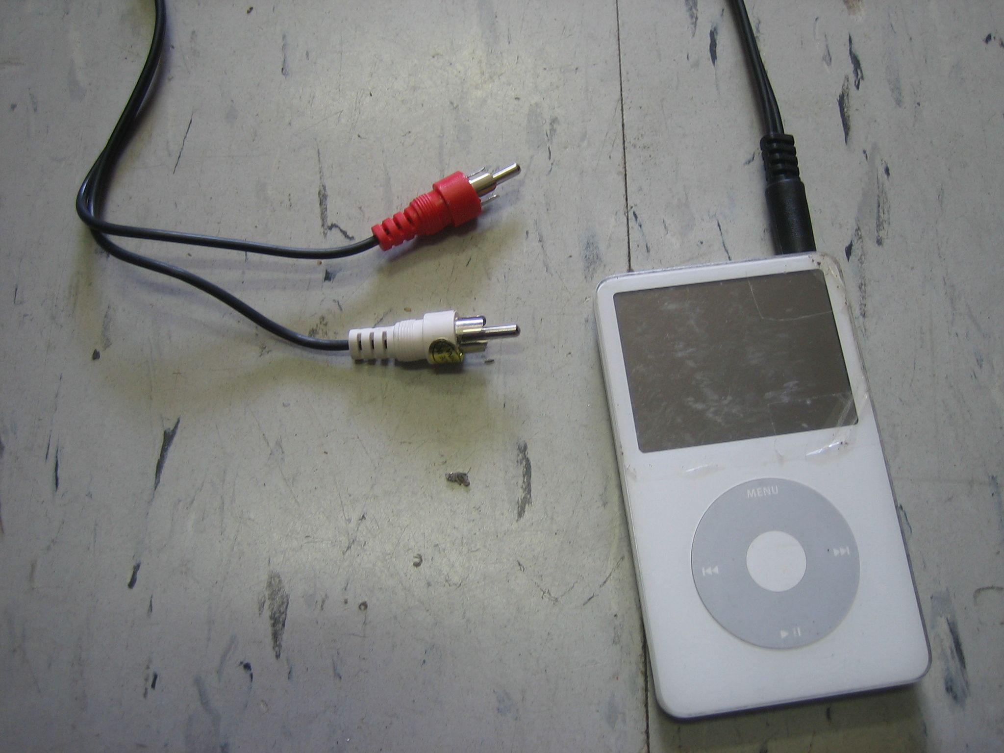 $1 Ipod to Stereo Connection - Instructables