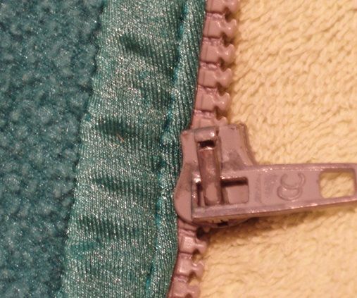 Jammed Zipper Pull Fix - Instructables