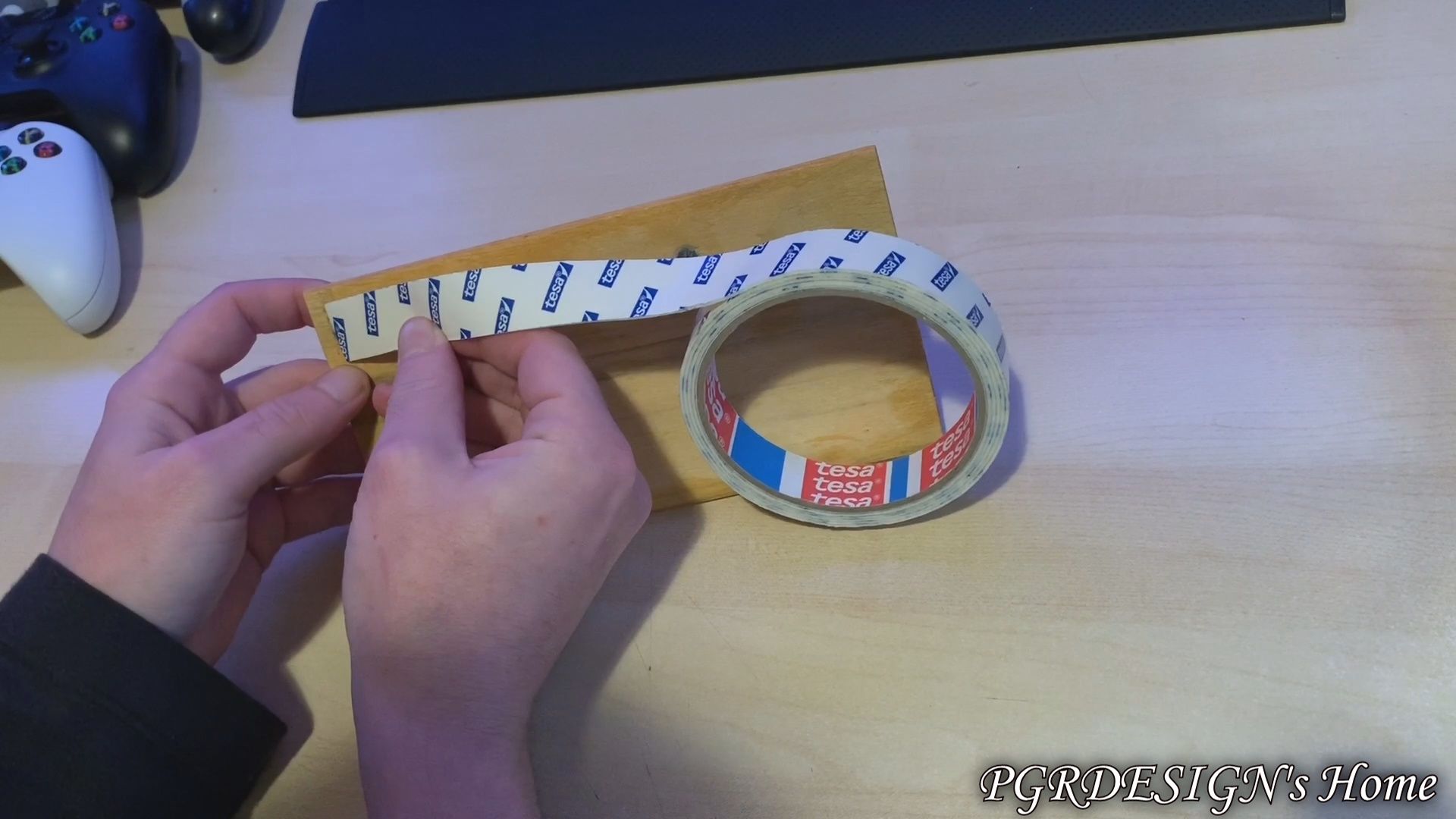 Wooden Controllers Wall Mount for Ps4 & Xbox One : 7 Steps - Instructables