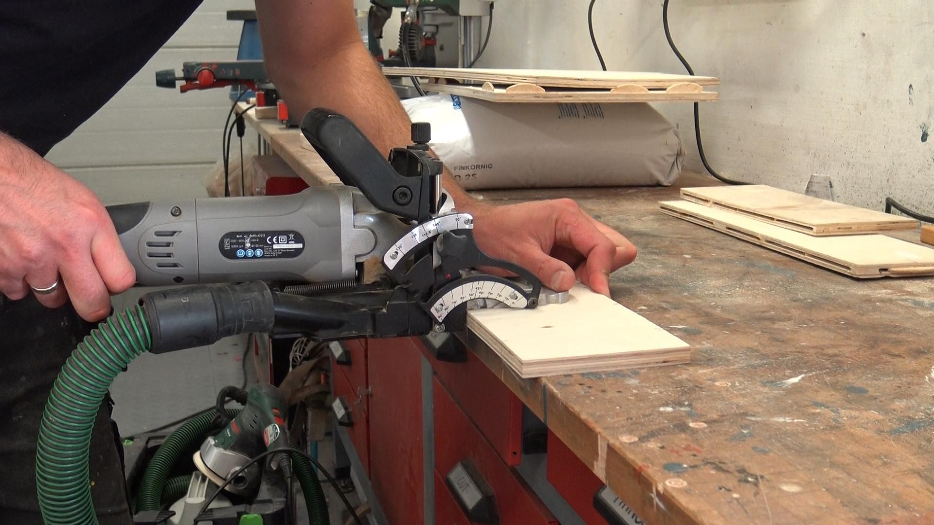 Levitating Ladder Lamp : 7 Steps (with Pictures) - Instructables