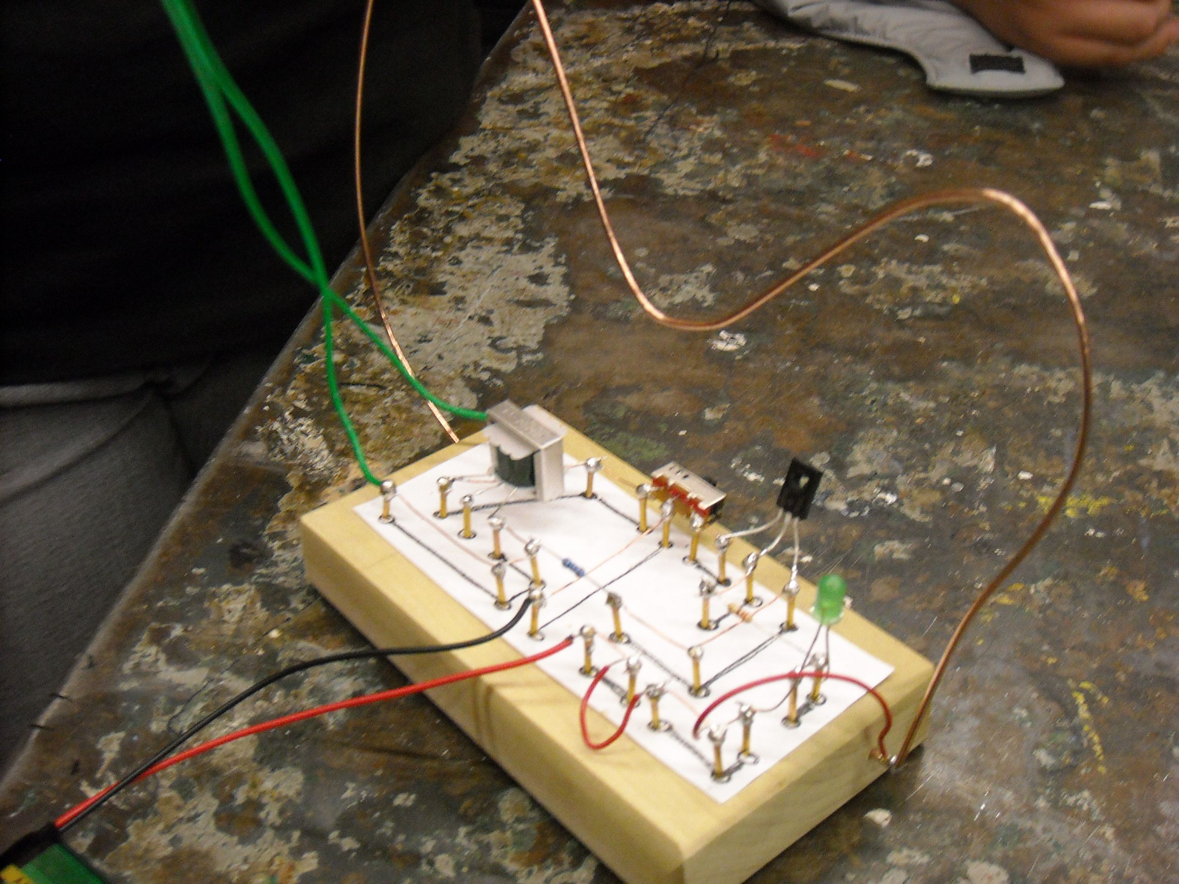 A Wire Maze With an Electronics Twist : 11 Steps (with Pictures ...