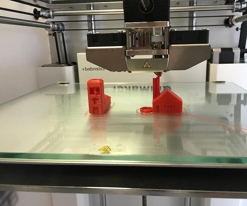 Make a Good Quality Budget 3D Printer at Home With Upgradable Bed Space ...