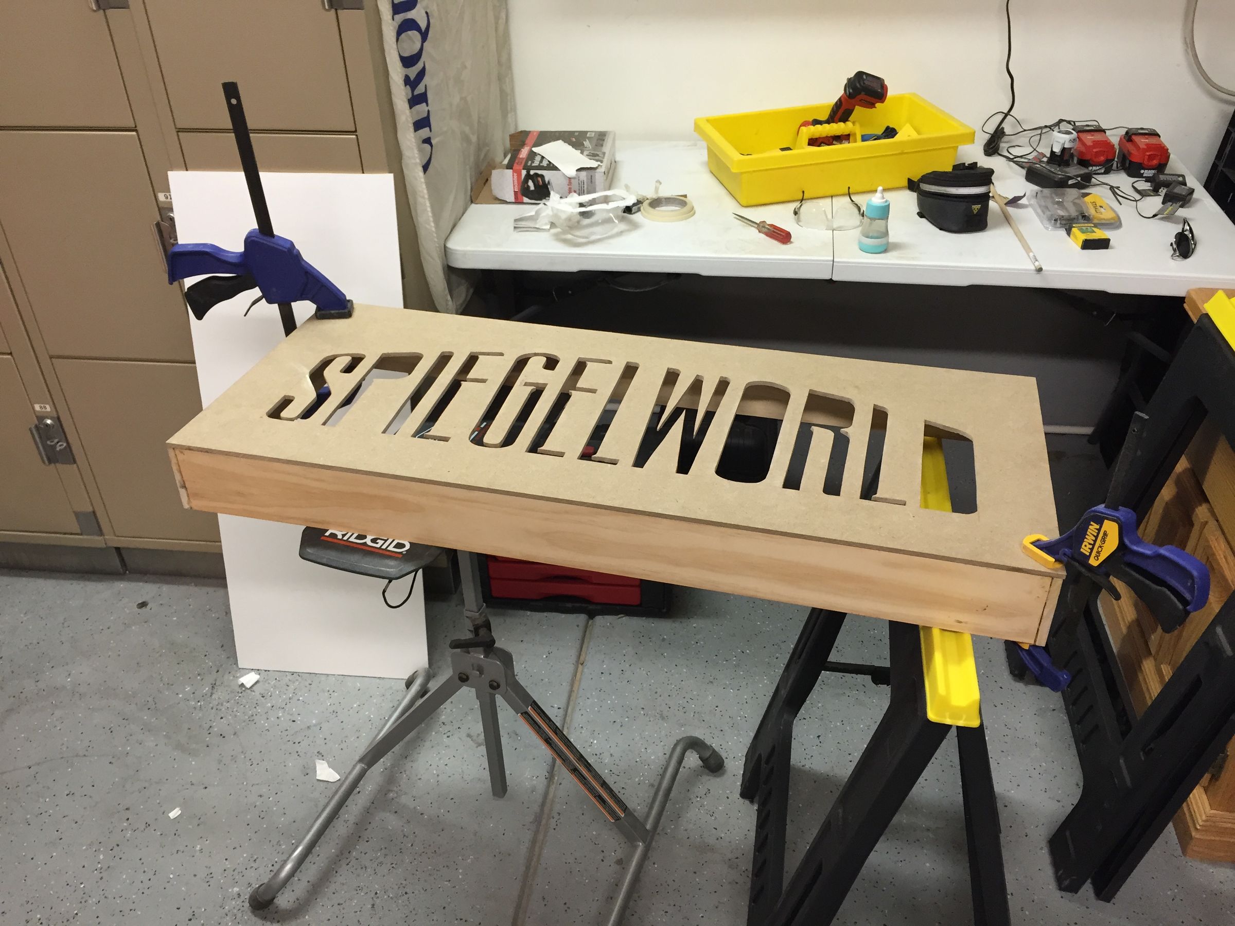 Backlit LED Lightbox Sign : 17 Steps (with Pictures) - Instructables