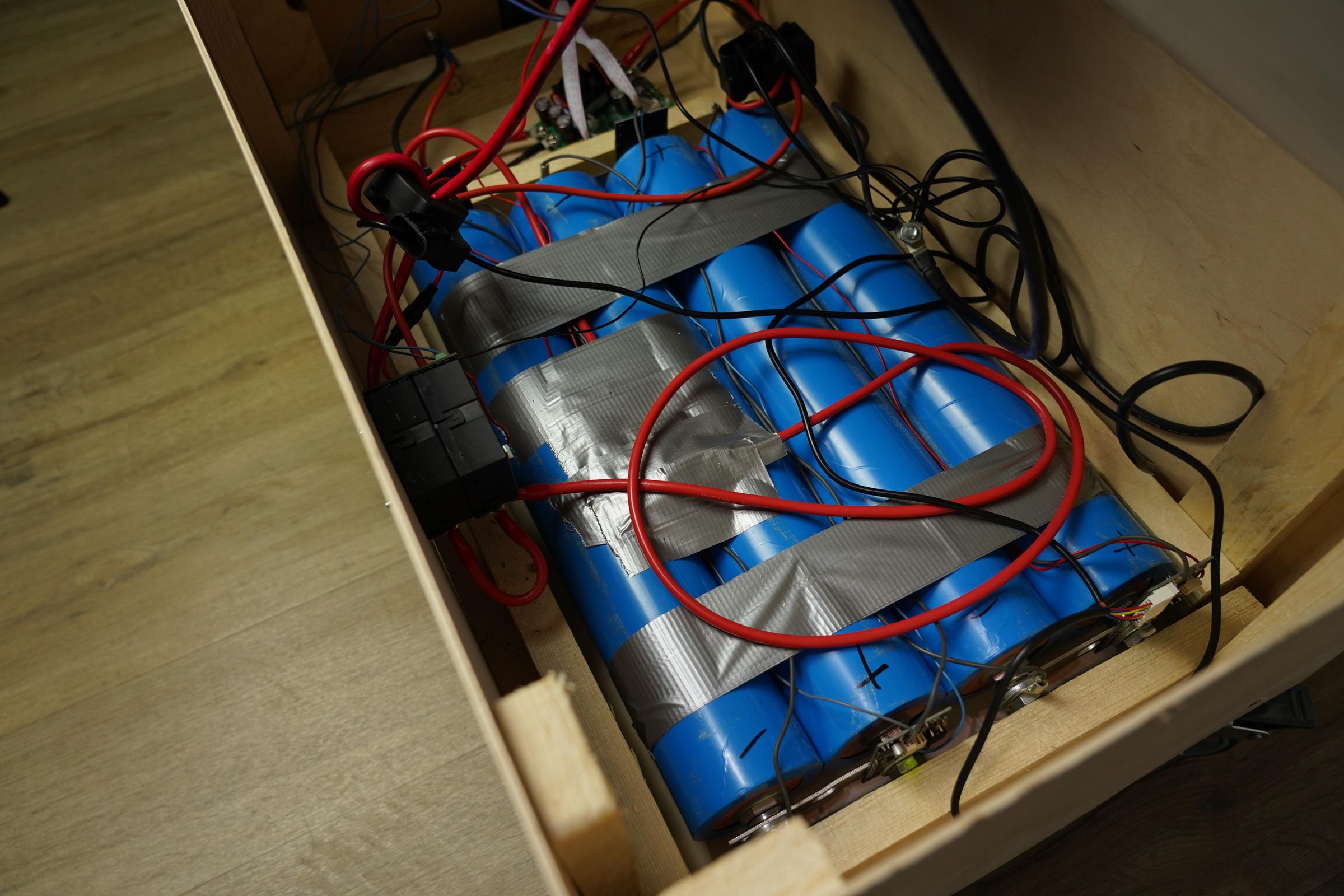 DIY Portable Power Station : 4 Steps - Instructables