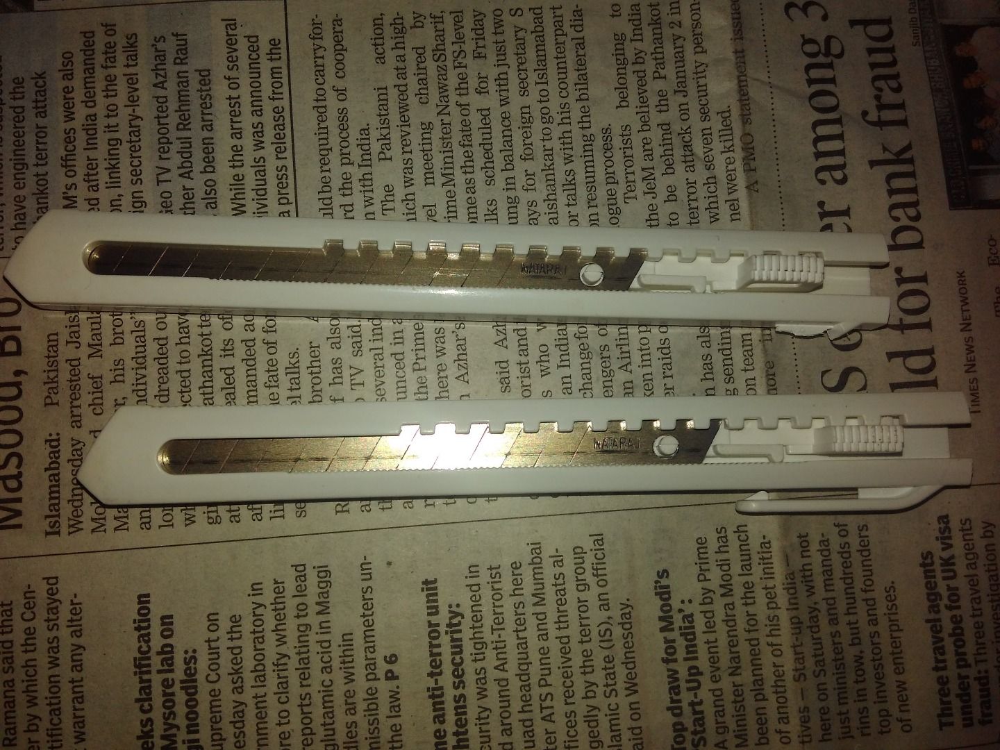 Homemade Height and Distance Adjustable Helping Hands + Other Features ...