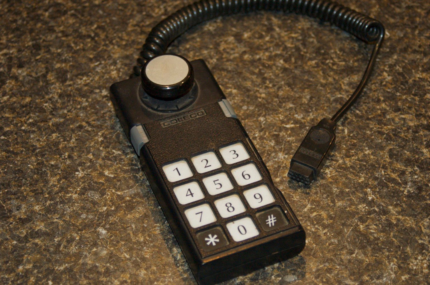 Cleaning a ColecoVision Controller : 8 Steps (with Pictures ...