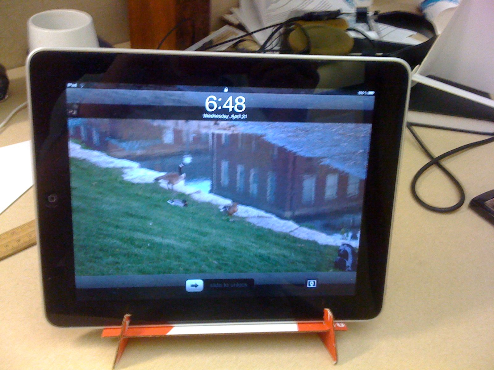 Pizza Box IPad Stand : 8 Steps - Instructables