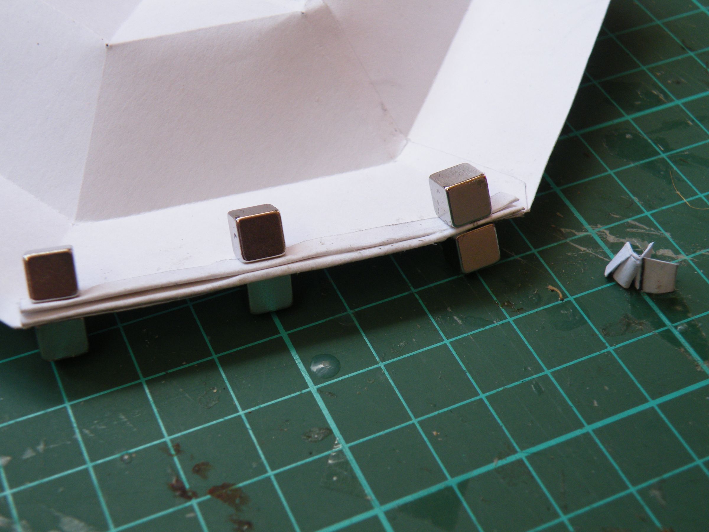 Cardboard Frisbee : 6 Steps (with Pictures) - Instructables