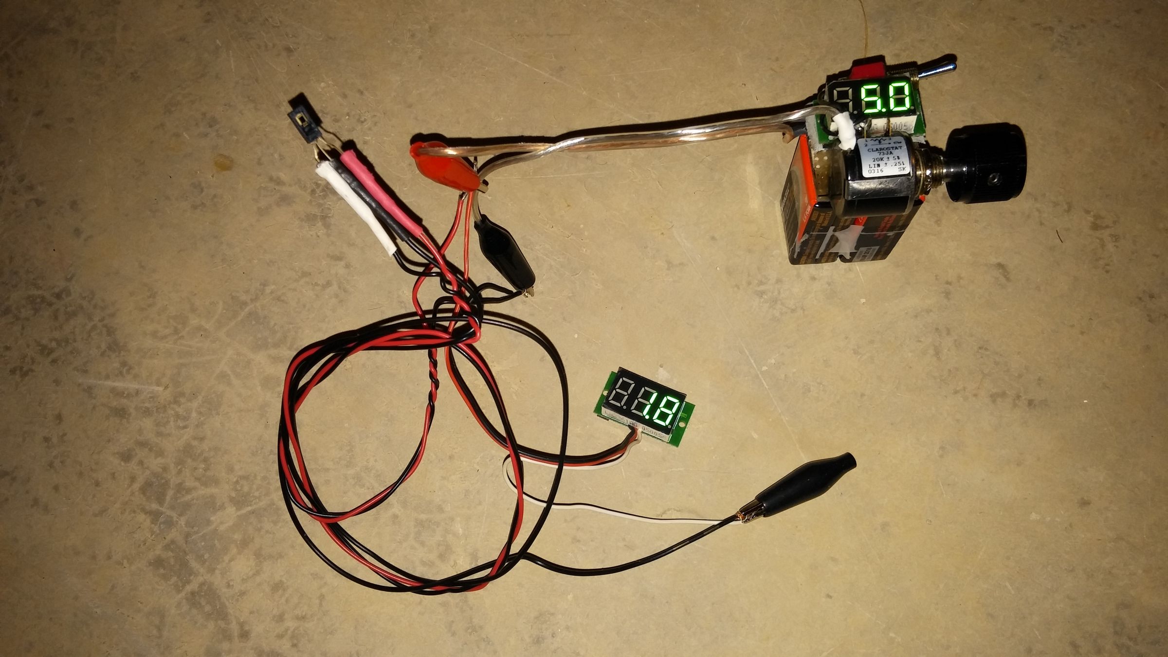 Mini Adjustable Voltage Regulator : 5 Steps (with Pictures) - Instructables