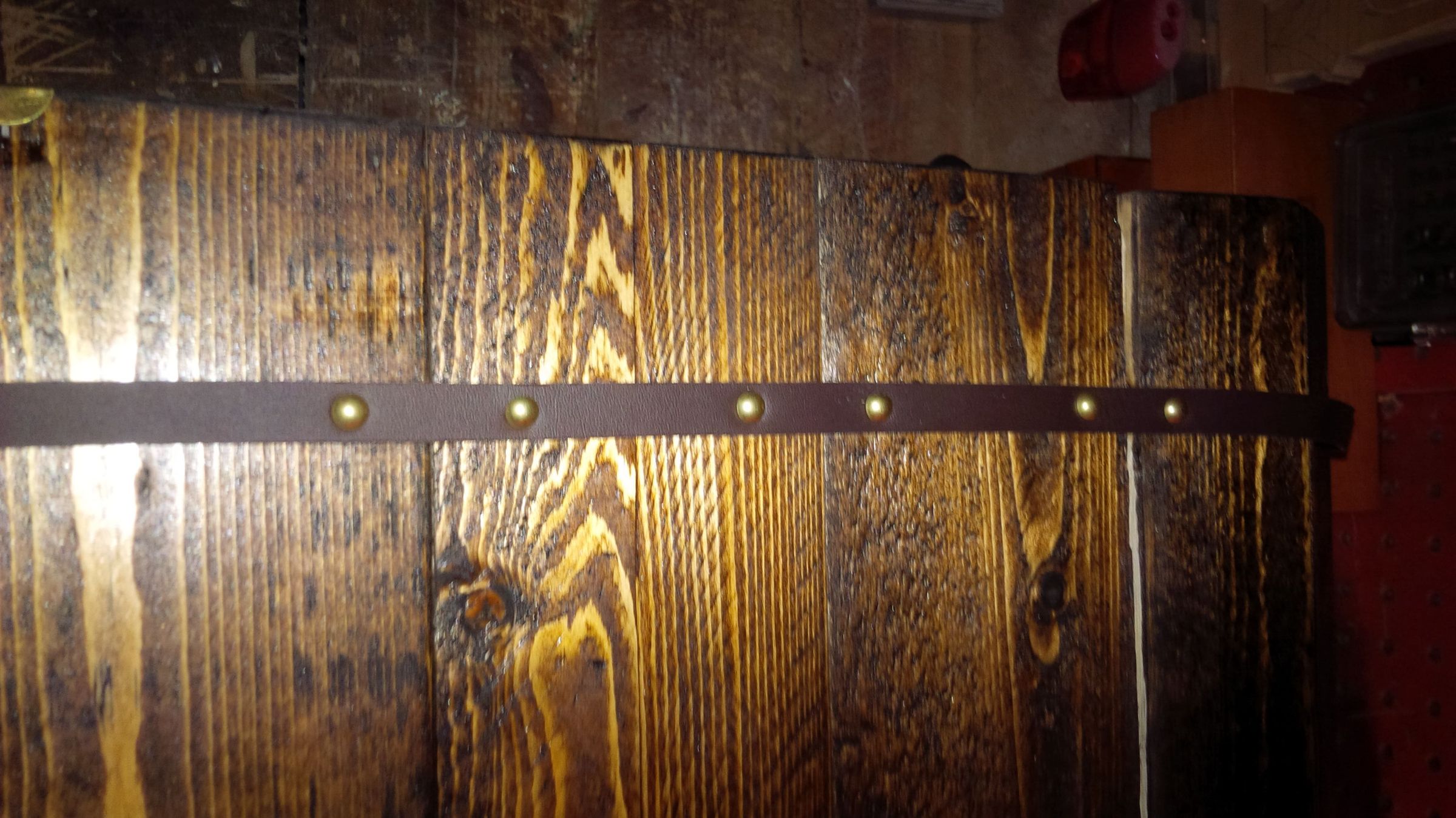 Pallet Treasure Chest : 5 Steps (with Pictures) - Instructables