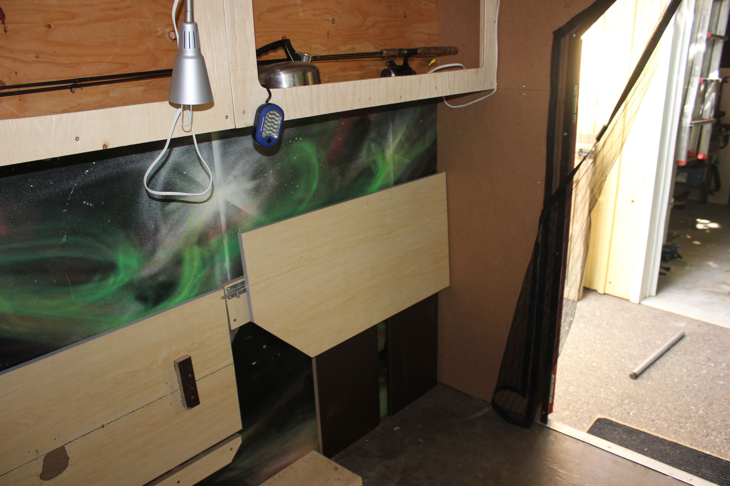 Tiny Dumpster House Trailer : 7 Steps (with Pictures) - Instructables