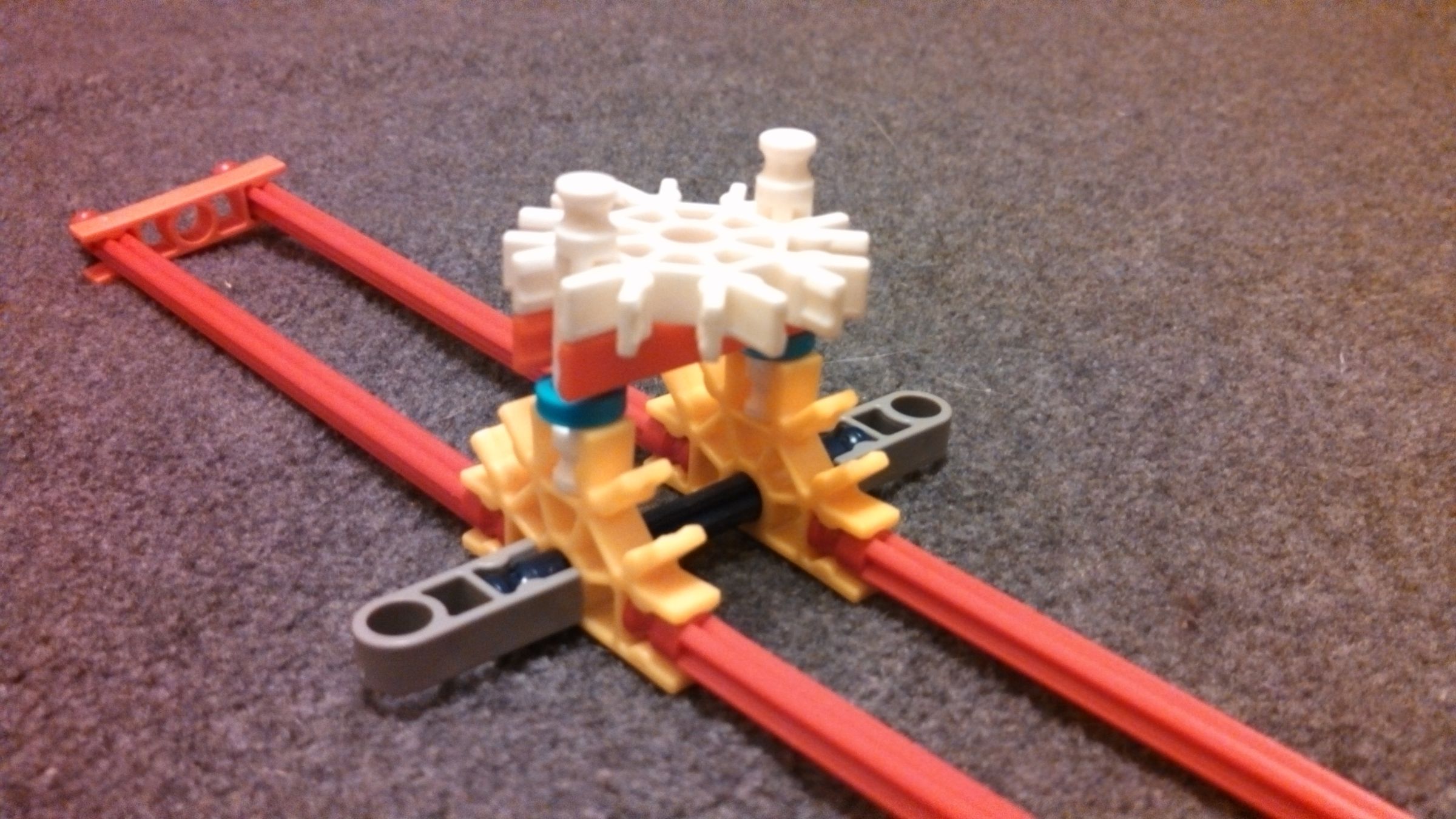 K'nex Drop Spindle, Lazy Kate and Niddy Noddy : 5 Steps (with Pictures ...