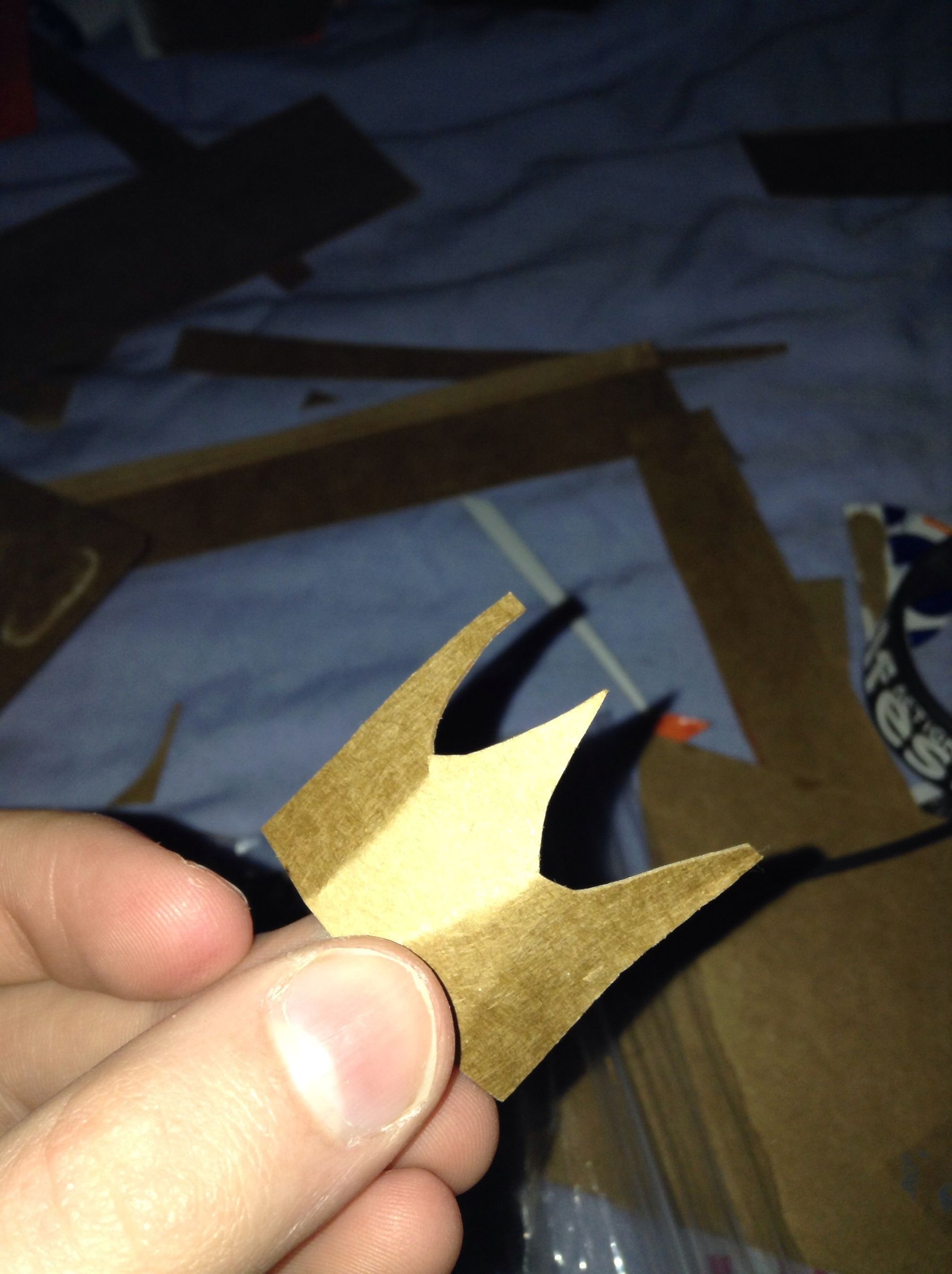 Awesome Nazgul Gauntlet : 7 Steps - Instructables