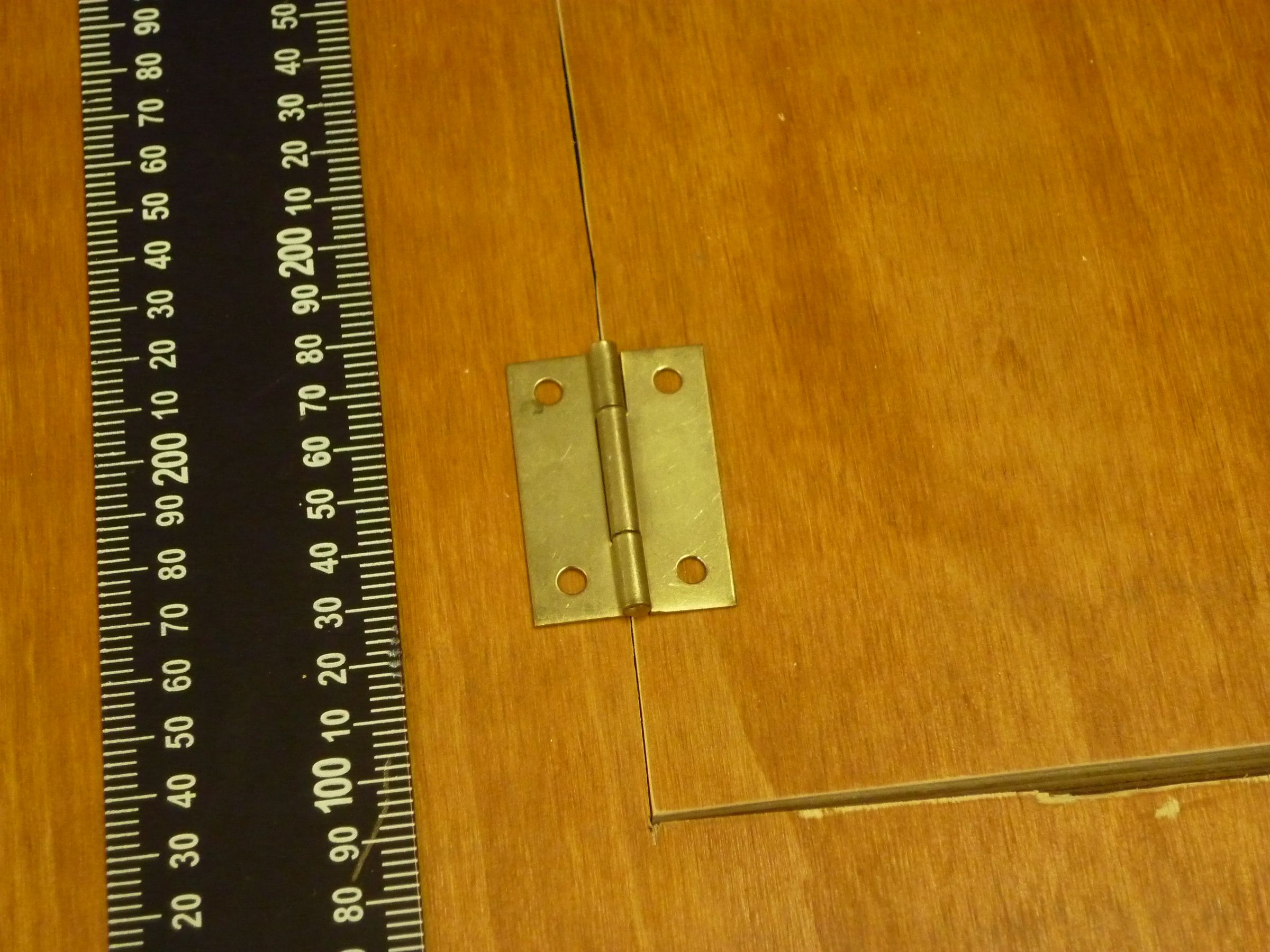 Collapsible Z-Shaped Side Table : 7 Steps (with Pictures) - Instructables