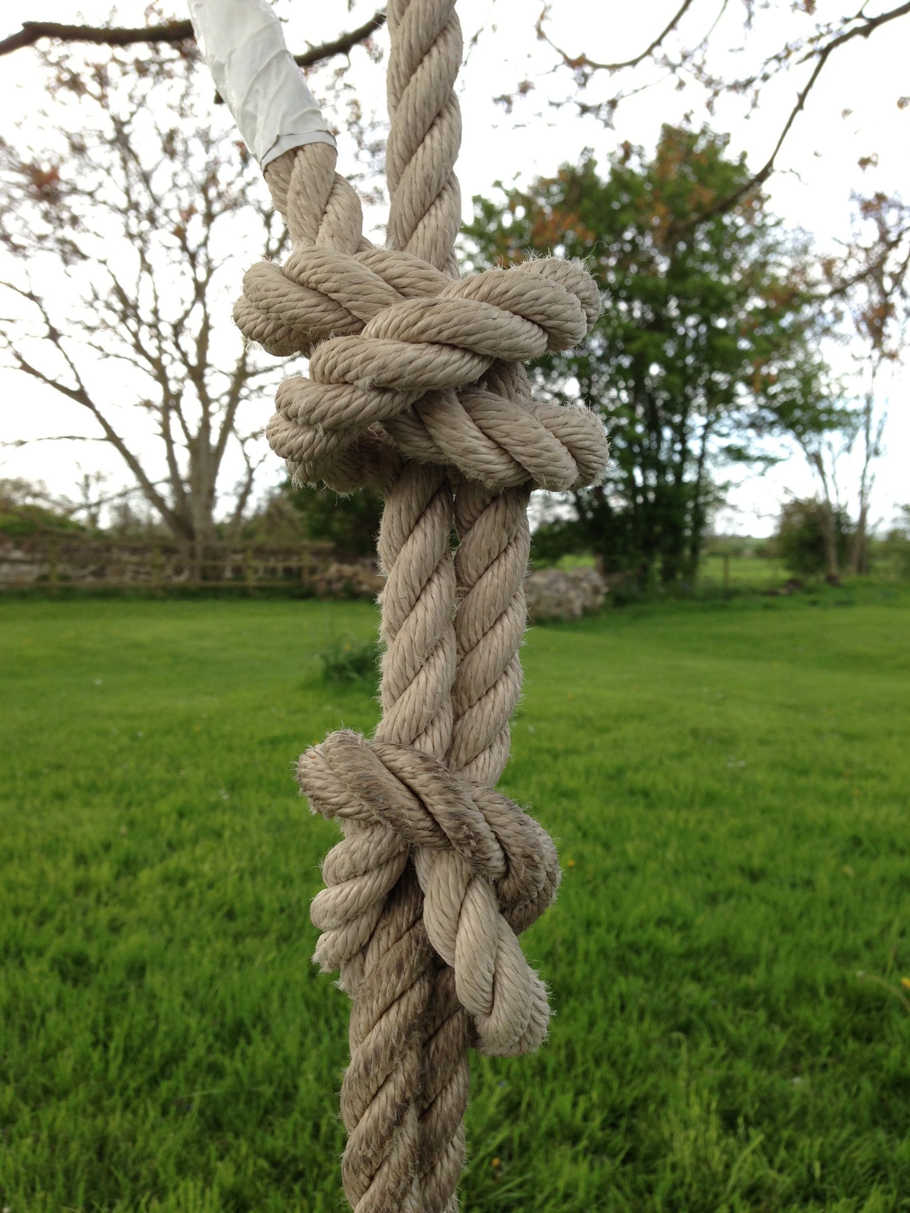 Traditional Garden Tree Swing : 6 Steps - Instructables