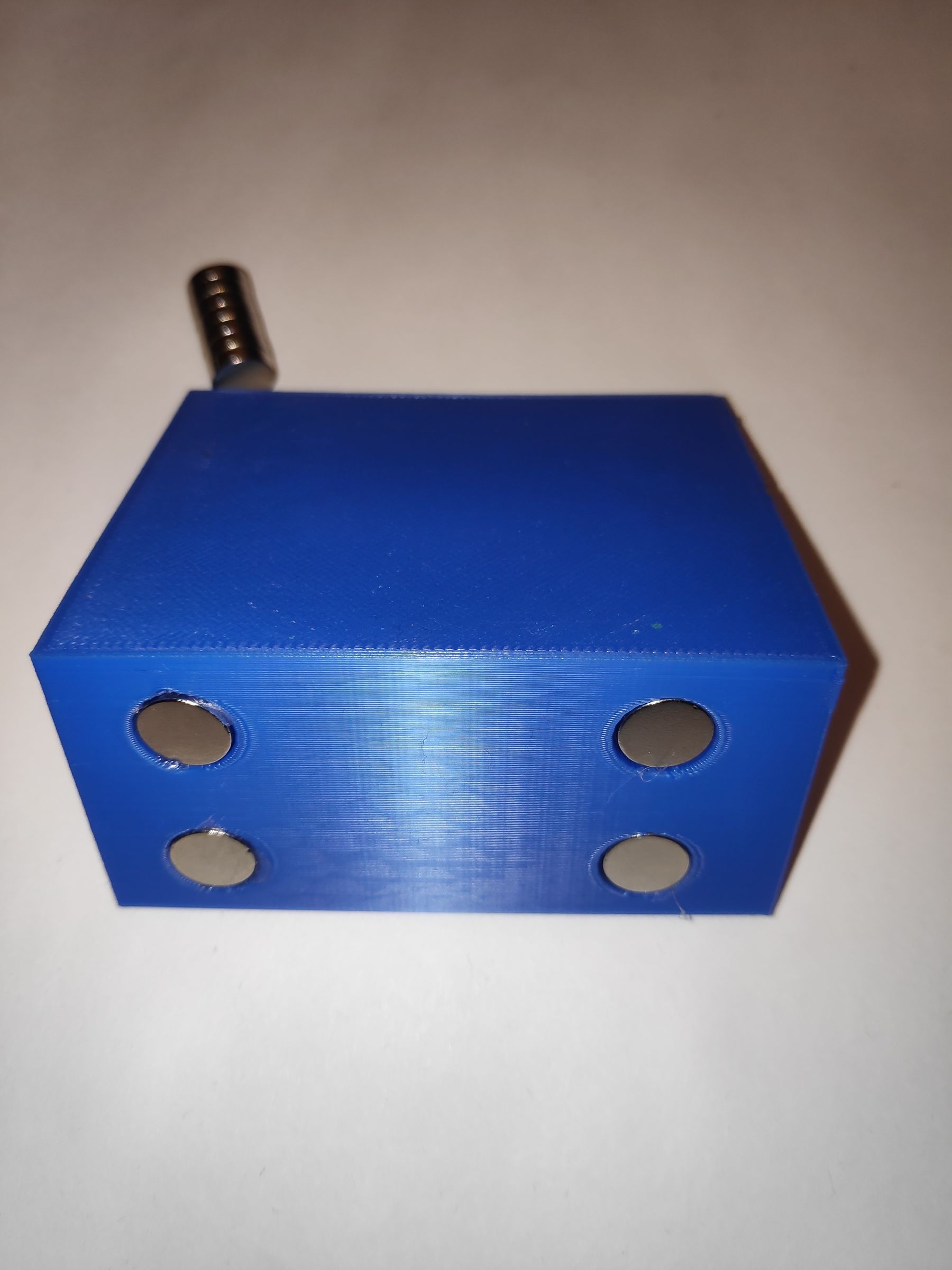 Small Magnetic Storage Box/tray : 14 Steps (with Pictures) - Instructables