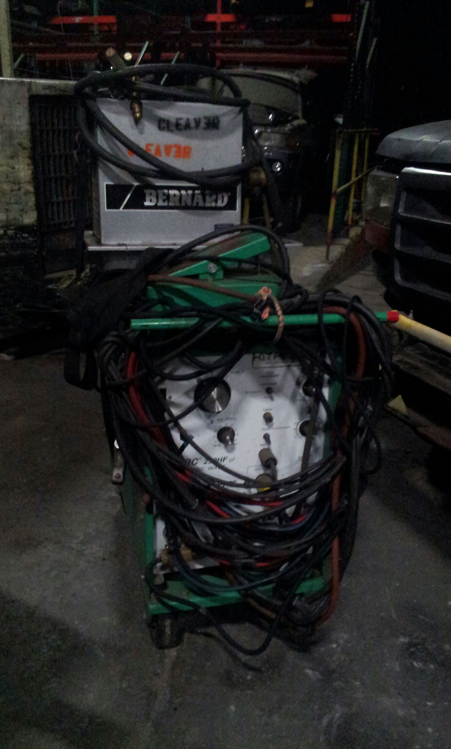 Weld a Cracked Engine Block/ Welding Cracked Aluminum Rims or Other ...