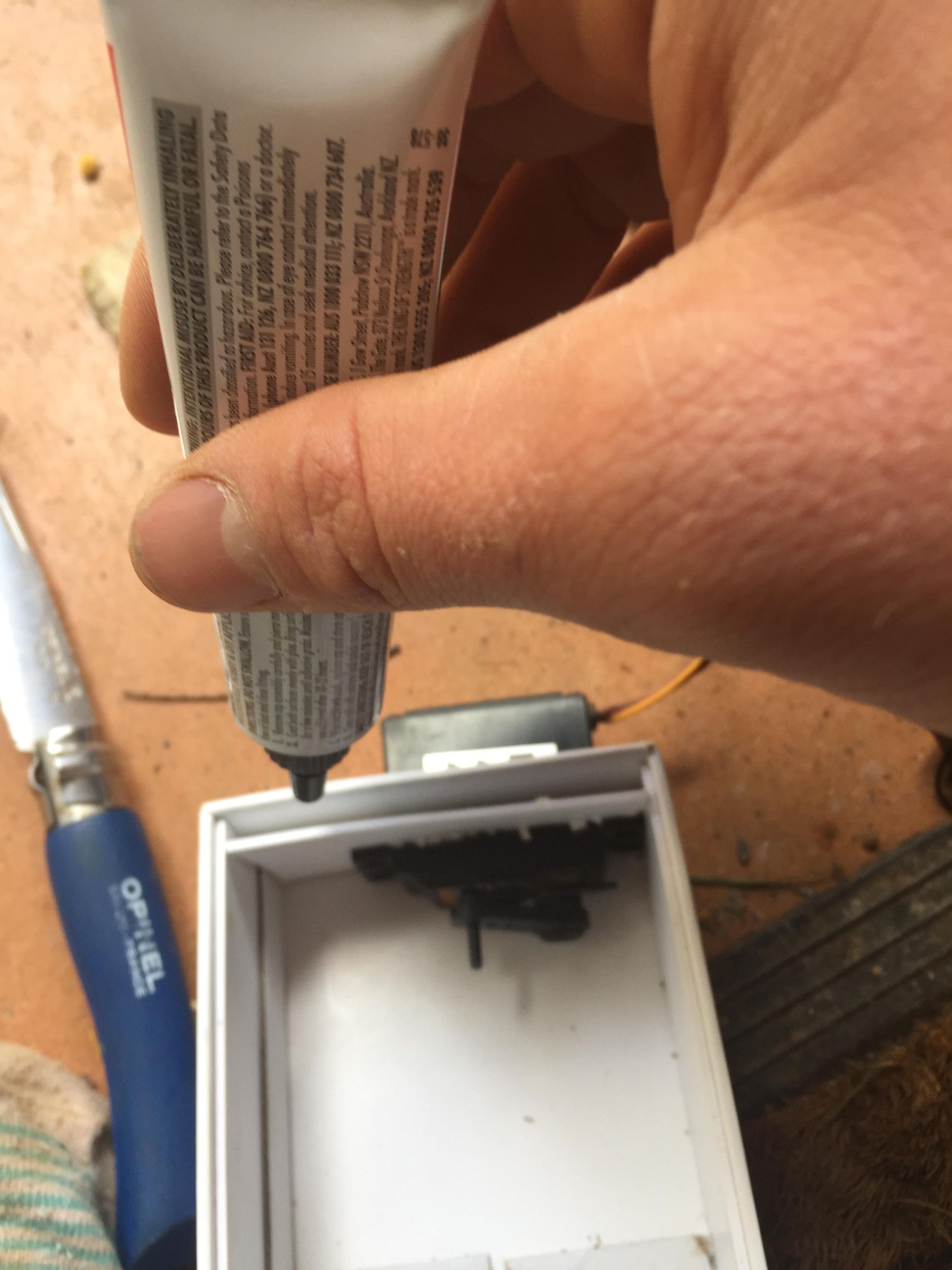 Remote Servo Dropper for Drone Fishing Super Neat : 7 Steps - Instructables